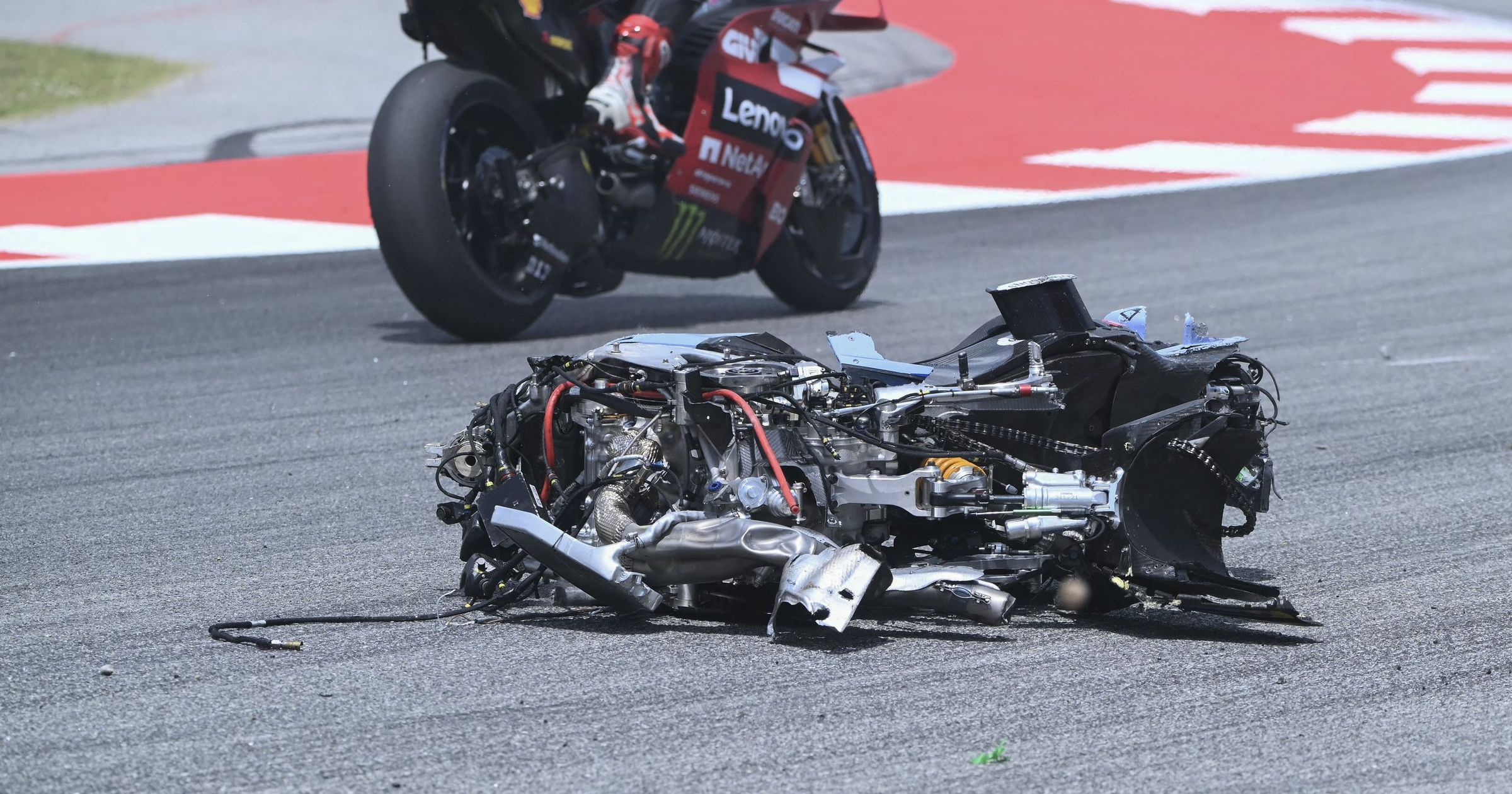 MotoGP | Grand Prix de Catalogne | La course deux fois interrompue ...