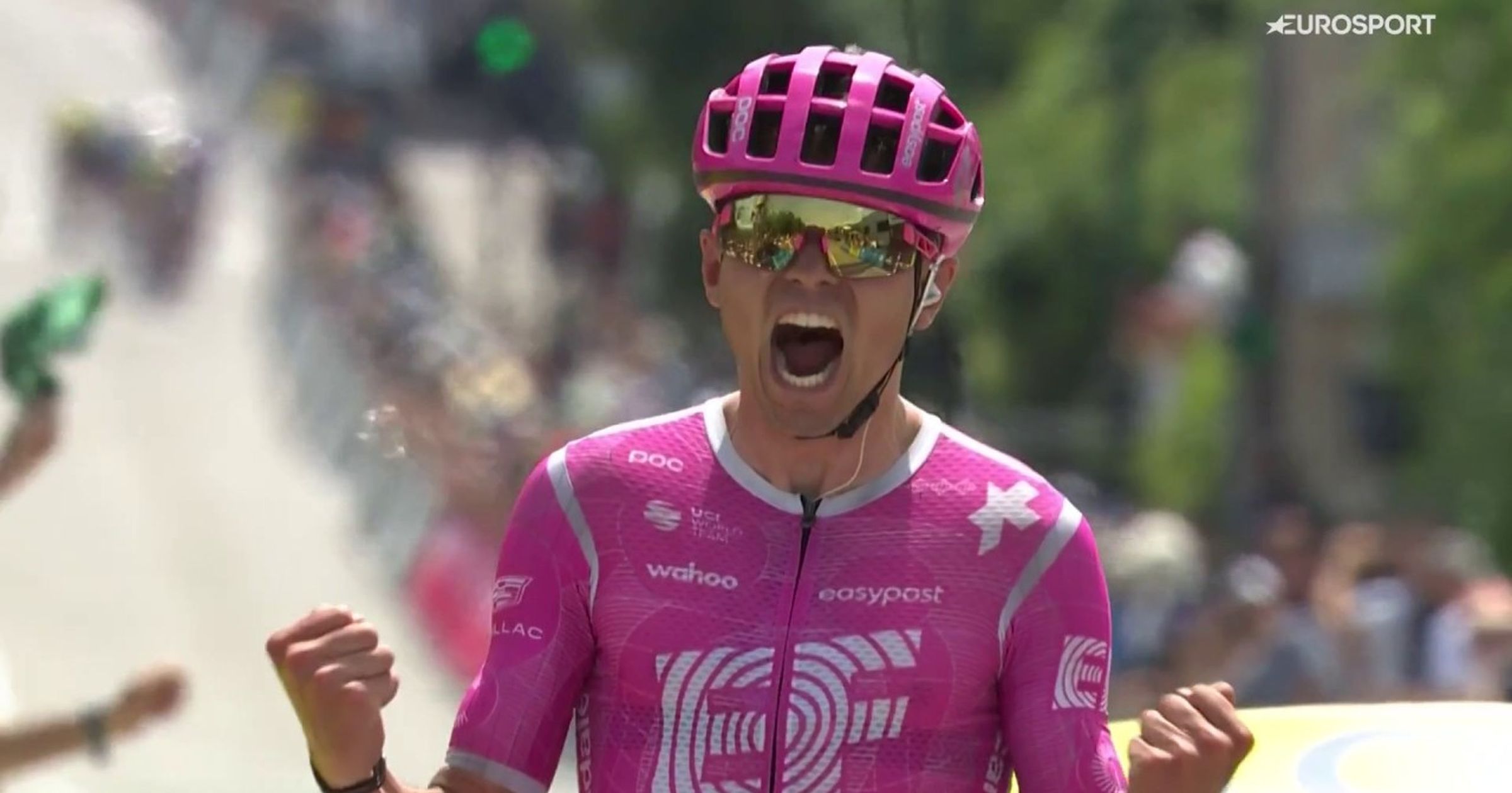 Alex Baudin triomfeert in openingsetappe Tour Auvergne-Rhône-Alpes ...