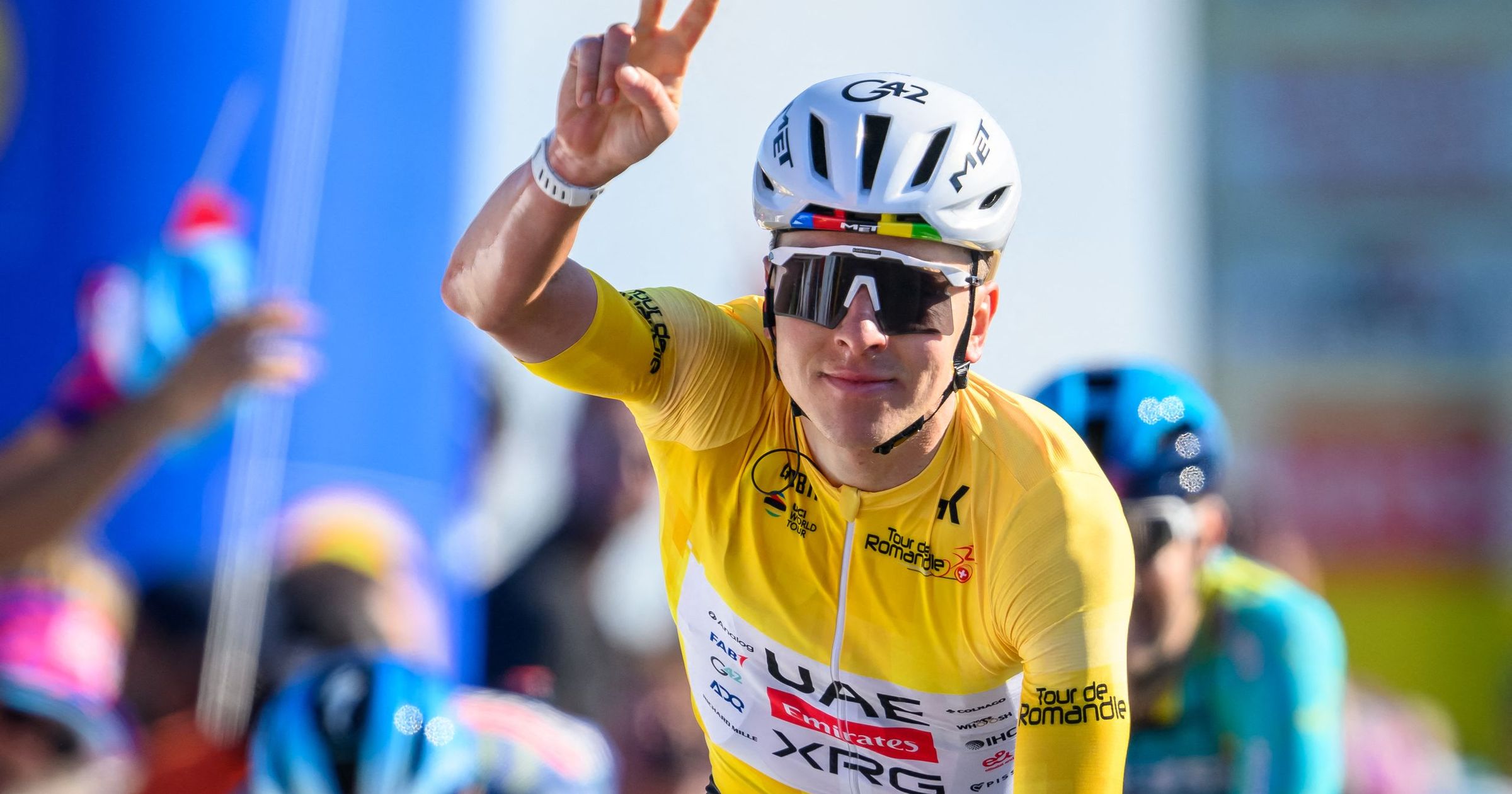 Van der Poel, Pidcock en Pogacar komen 3 weken voor Tour de France in ...