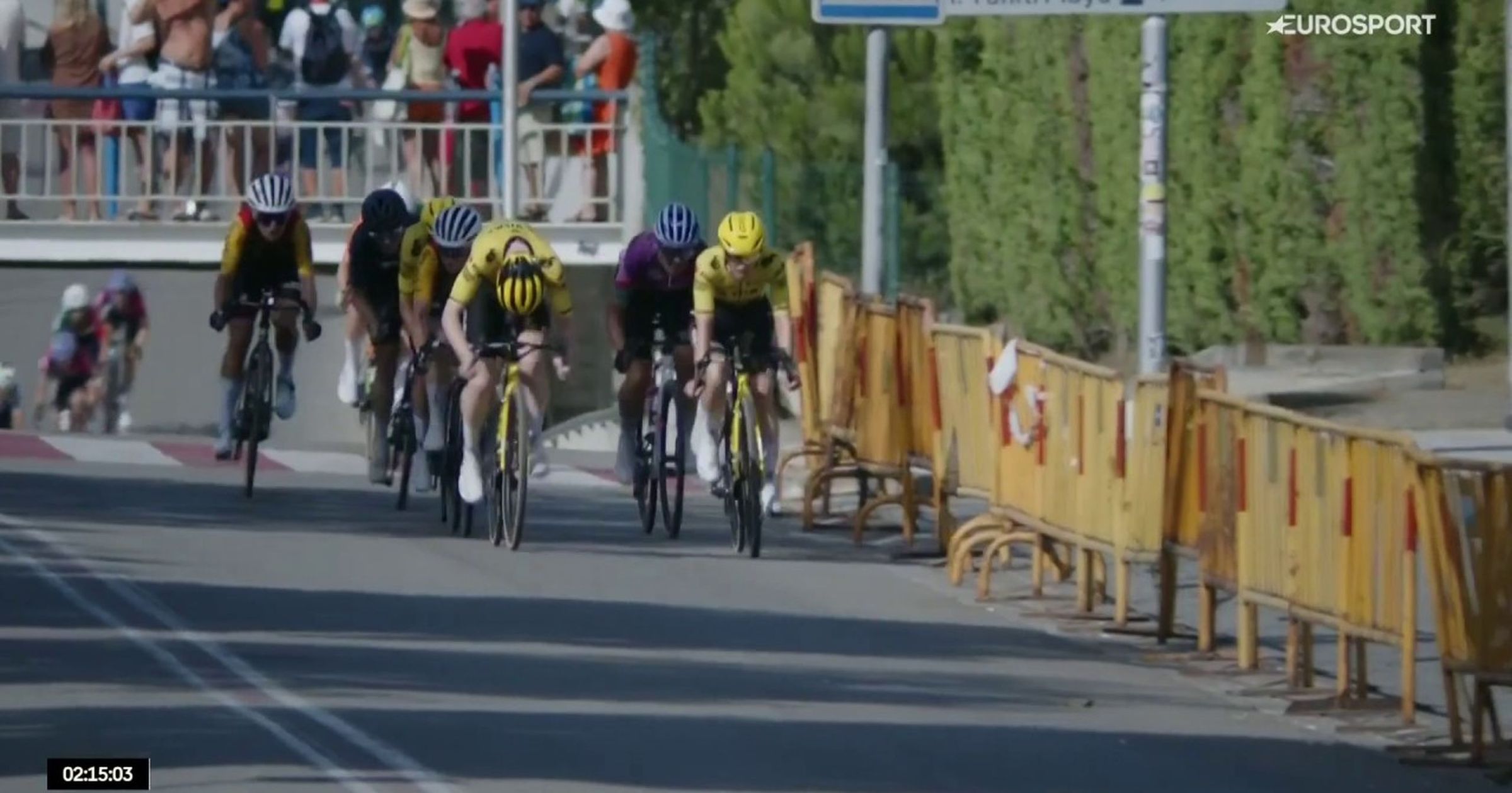 Nienke Veenhoven en Marianne Vos sprinten concurrentie aan gort in ...