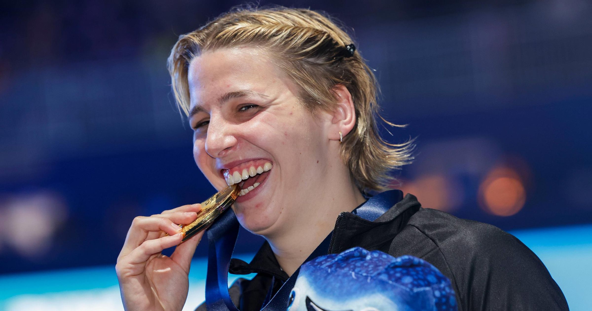 Angelina Köhler schwimmt trotz "Tollpatschigkeit" zum ersten Gold seit ...