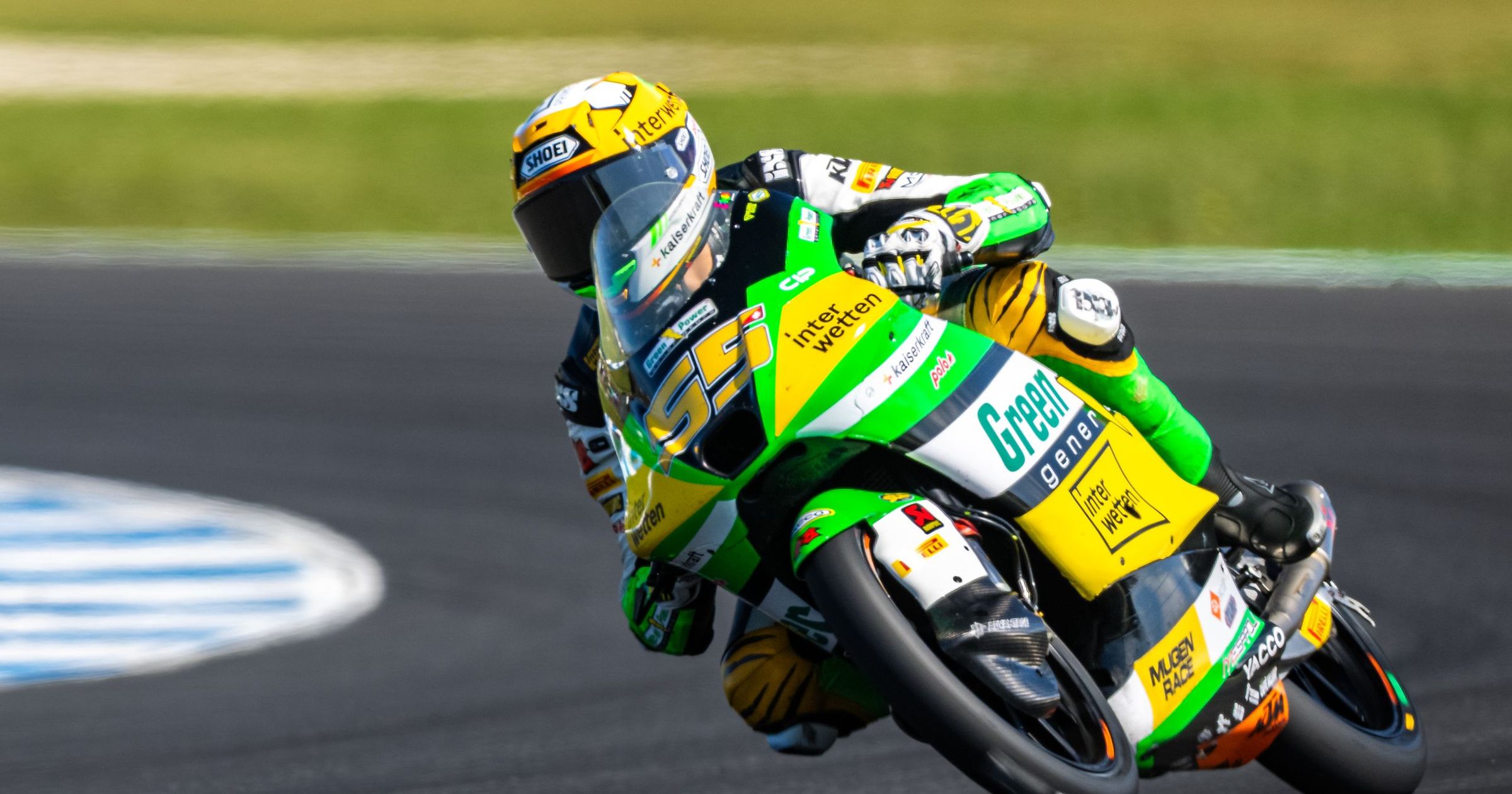 Noah Dettwiler nach schwerem Unfall bei Malaysia-GP außer Lebensgefahr - Moto3-Pilot bleibt auf ...