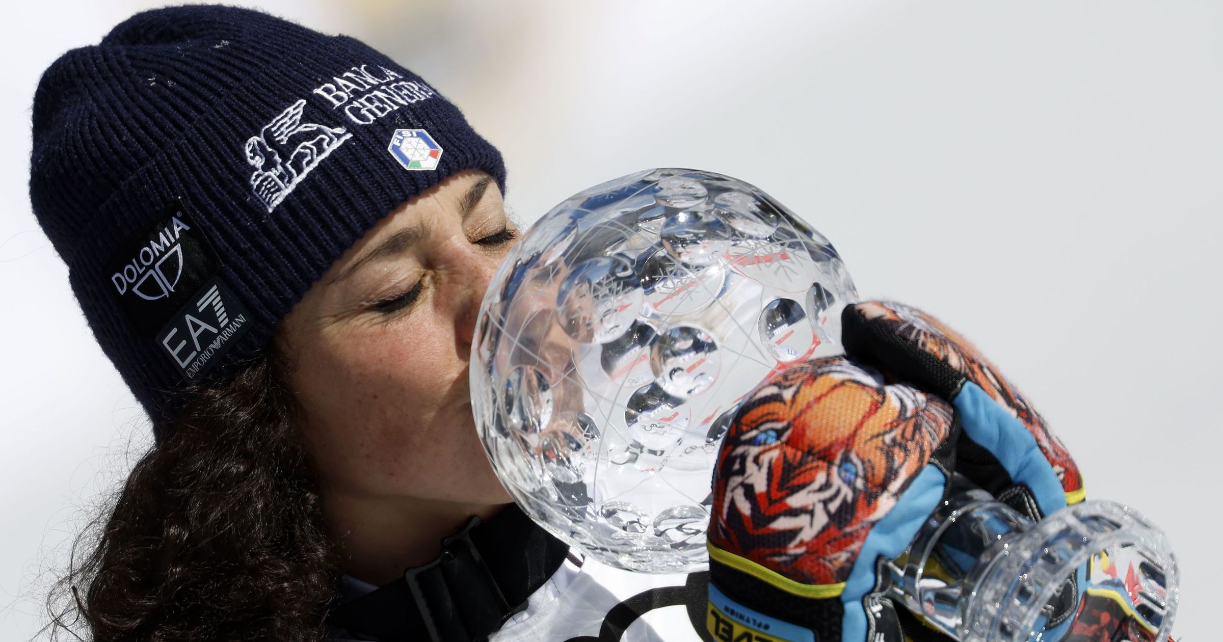 Brignone torna in Italia con la Coppa del Mondo: "Mi sono emozionata ...