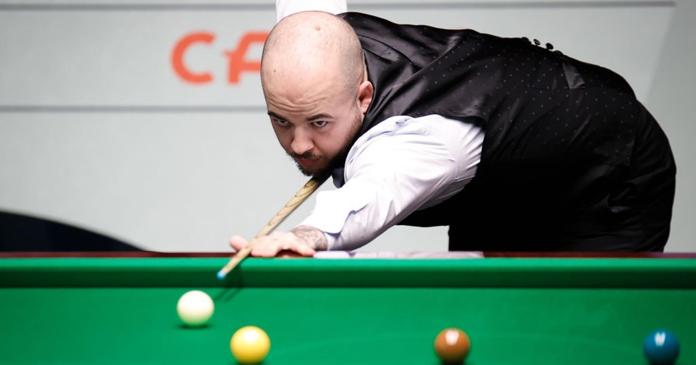 Snooker-WM 2023: Luca Brecel schlägt Williams - Ronnie O'Sullivan mit ...