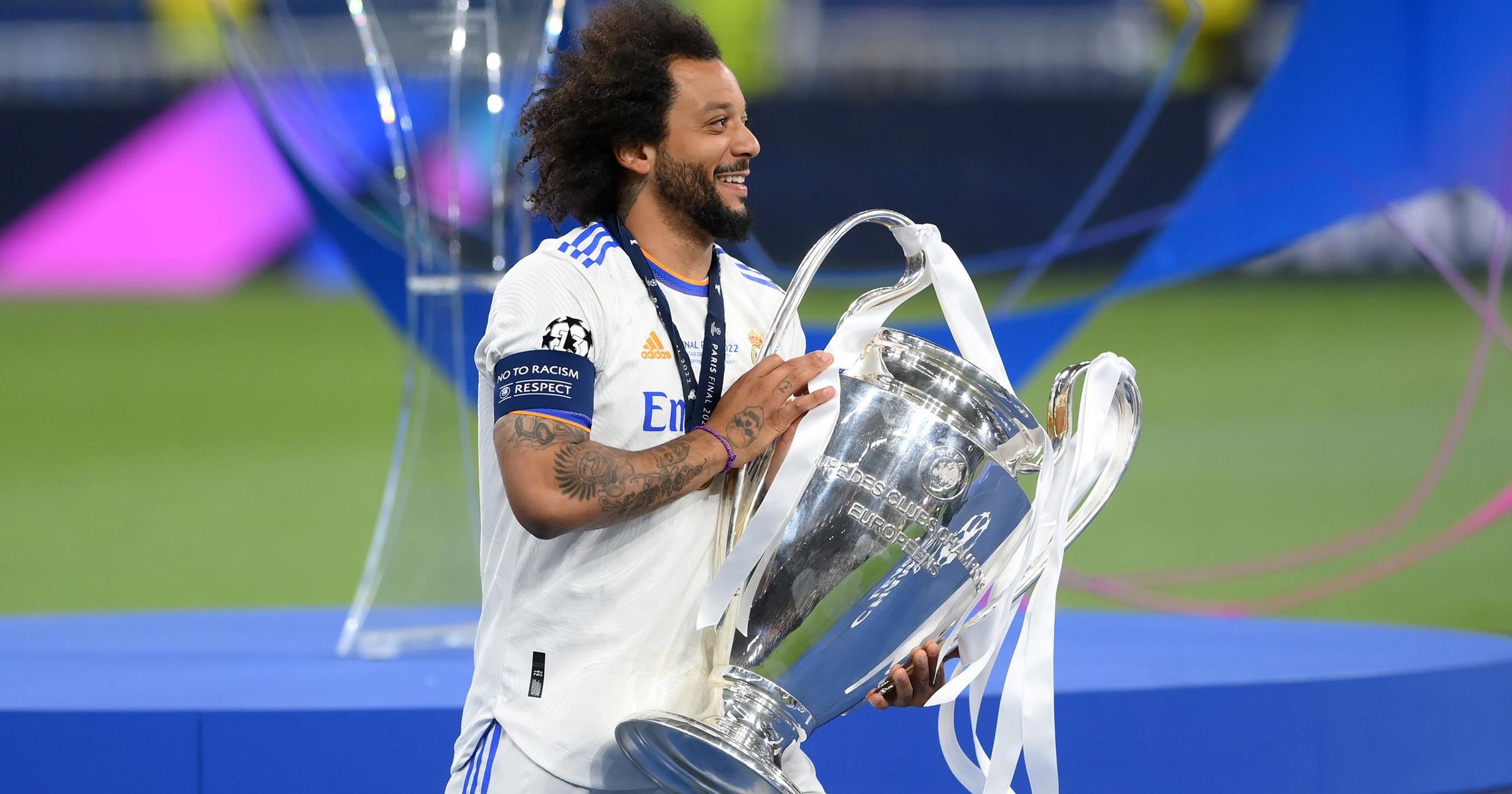 Après 16 ans et 25 titres avec le Real Madrid, Marcelo rejoint l ...