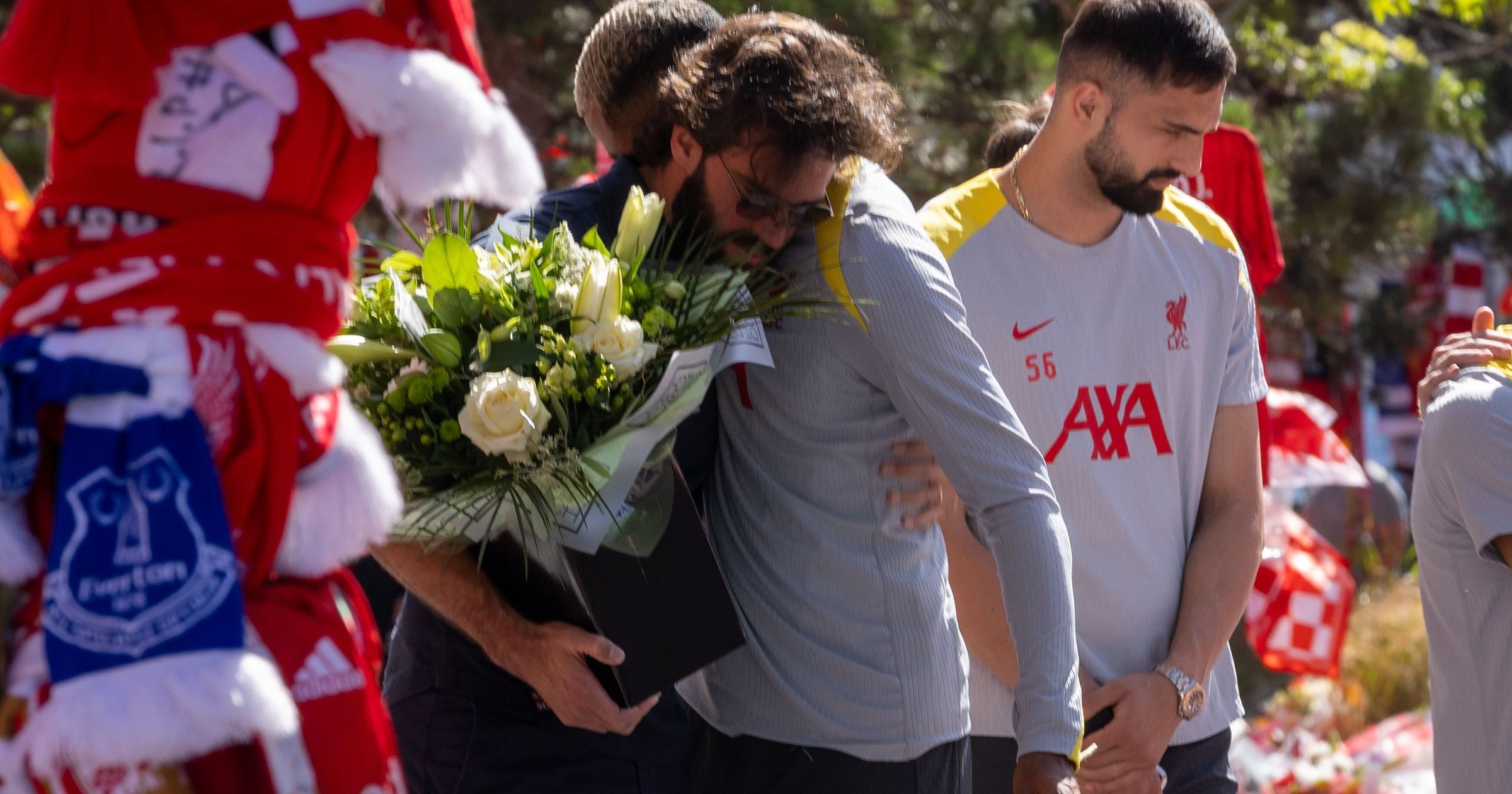 FC Liverpool: Florian Wirtz und seine neuen Kollegen ehren Diogo Jota ...