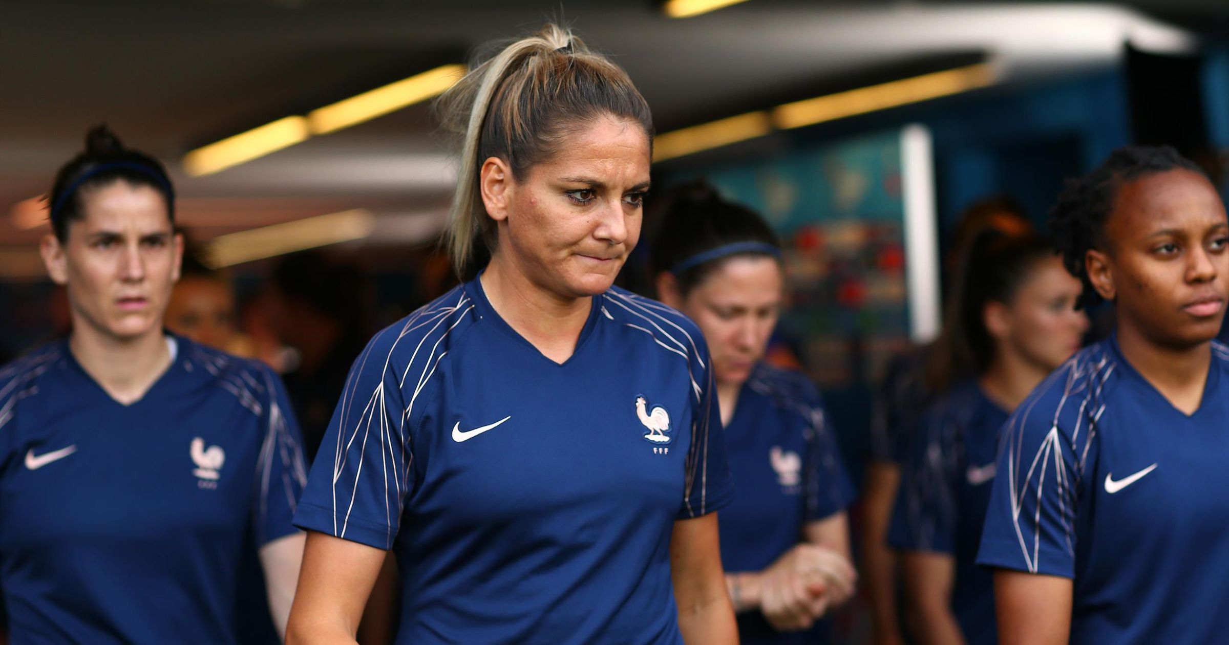 Qui est Julie Debever, l’internationale française qui participe à Koh ...