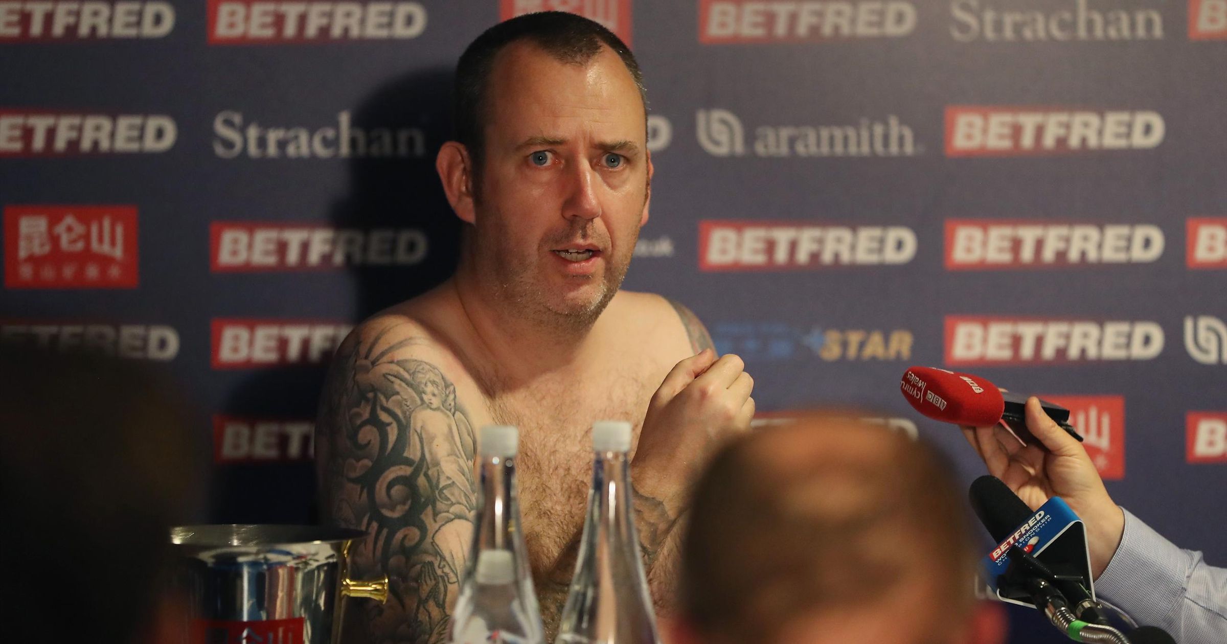 Mark Williams, dal ritiro in camper al 3° Mondiale nudo: il virtuoso ...