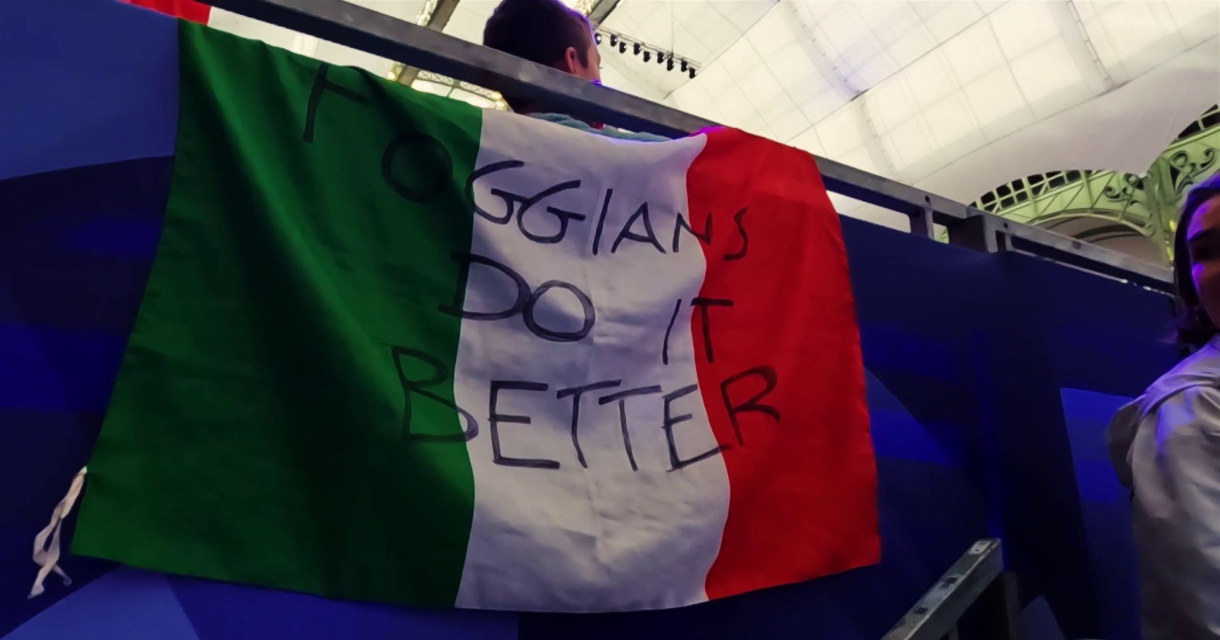 Family Cam, "Vi fanno chiudere il canale!" Il bronzo di Luigi Samele ...