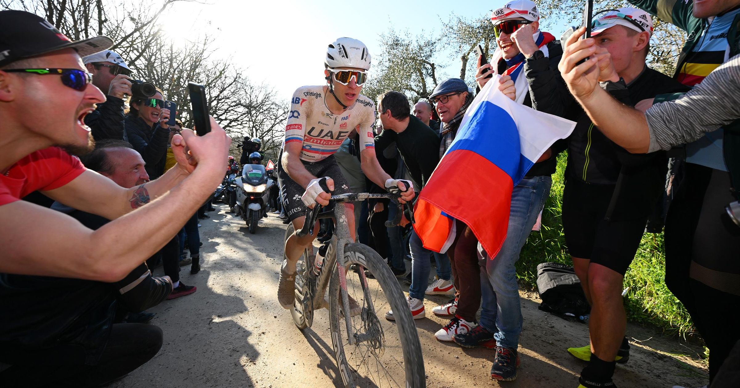Strade Bianche 2024 | 81 kilomètres en solo : Même Tadej Pogacar n ...