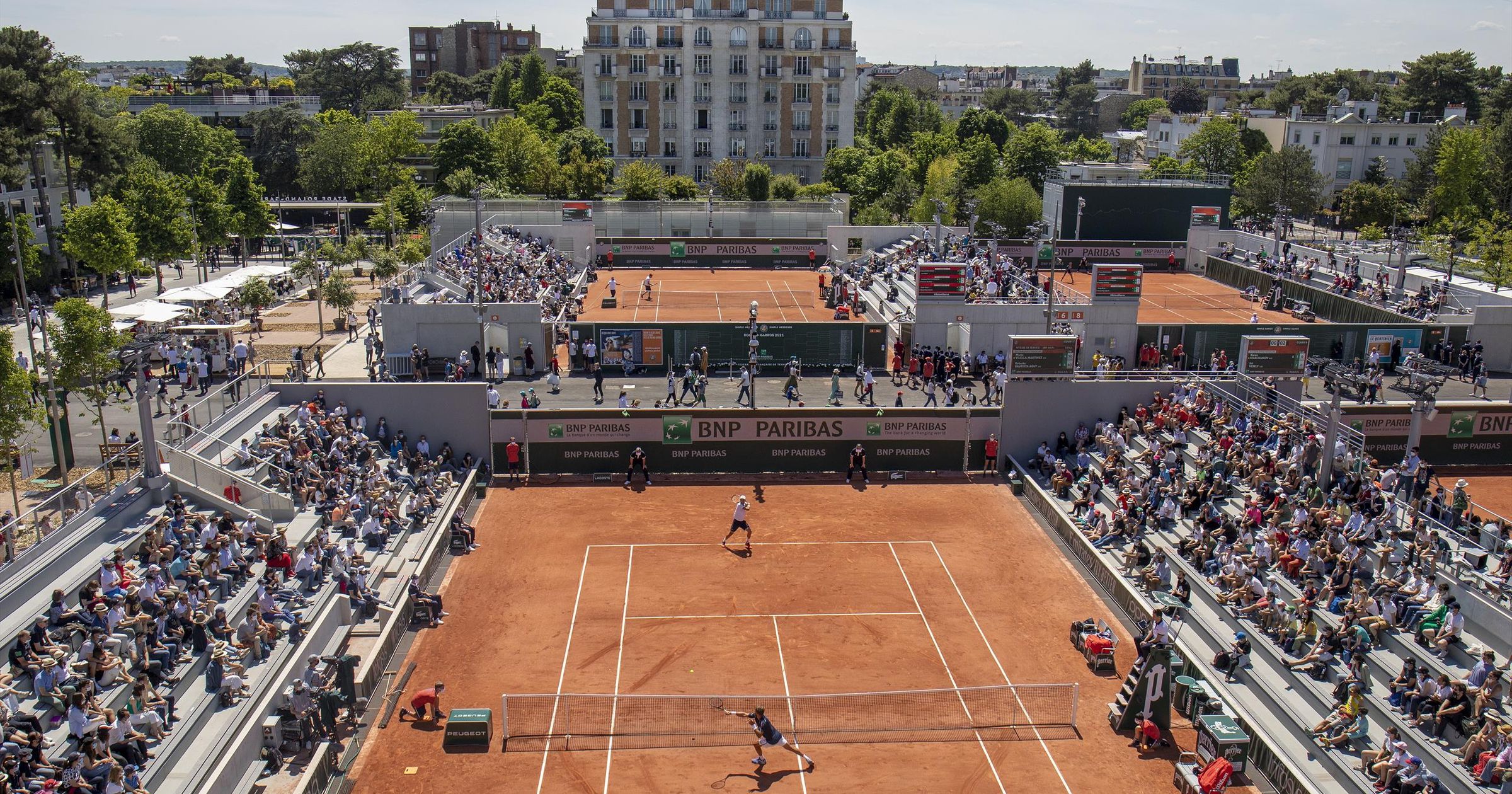 La chronique de Bertrand Milliard : Lifting et nostalgie à Roland ...