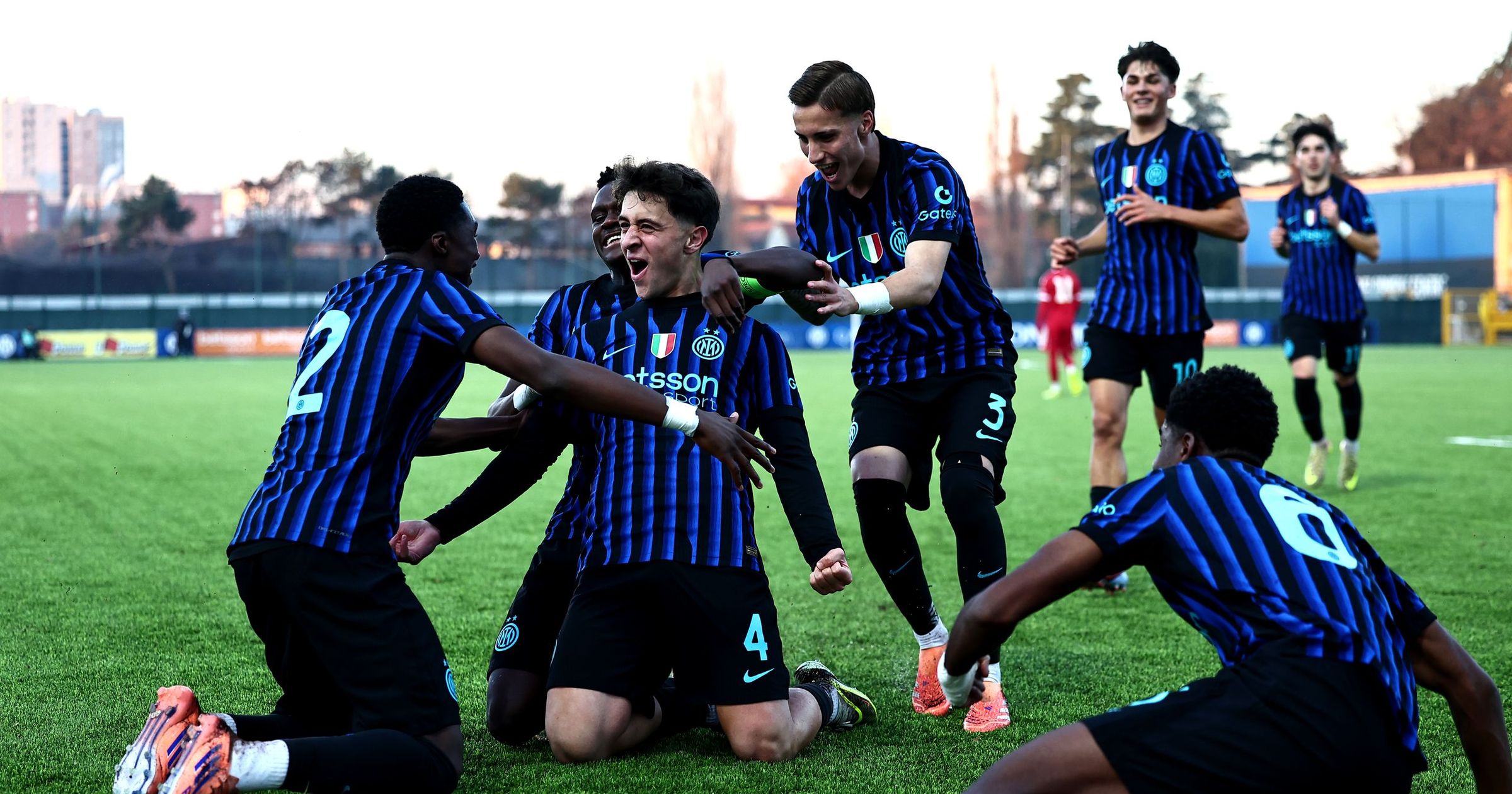 Youth League: Inter-Liverpool 5-0. Clamorosa vittoria della Primavera ...