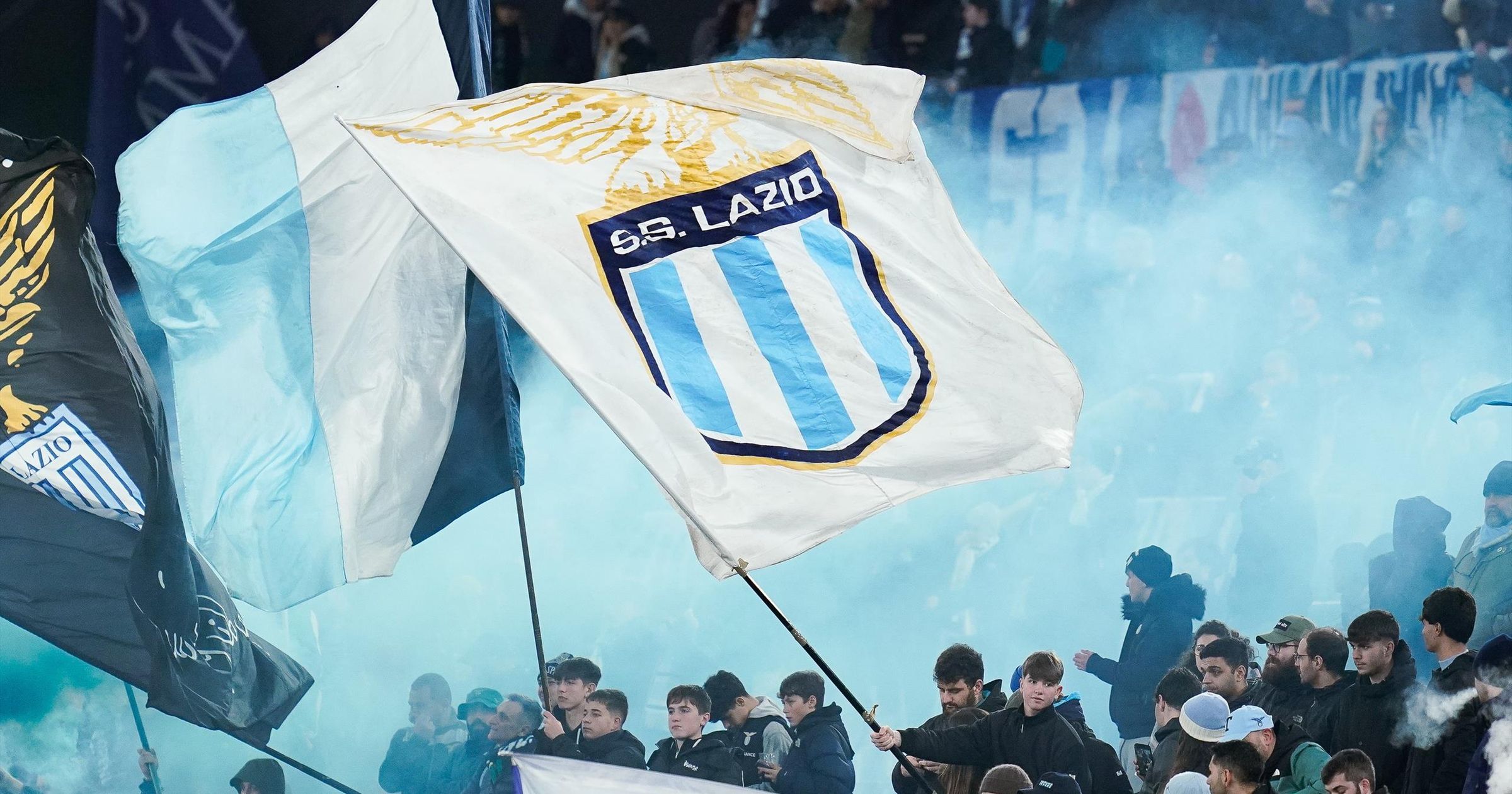 Serie A: Eklat um Hitler-Sticker und Mussolini-Slogans überschattet ...