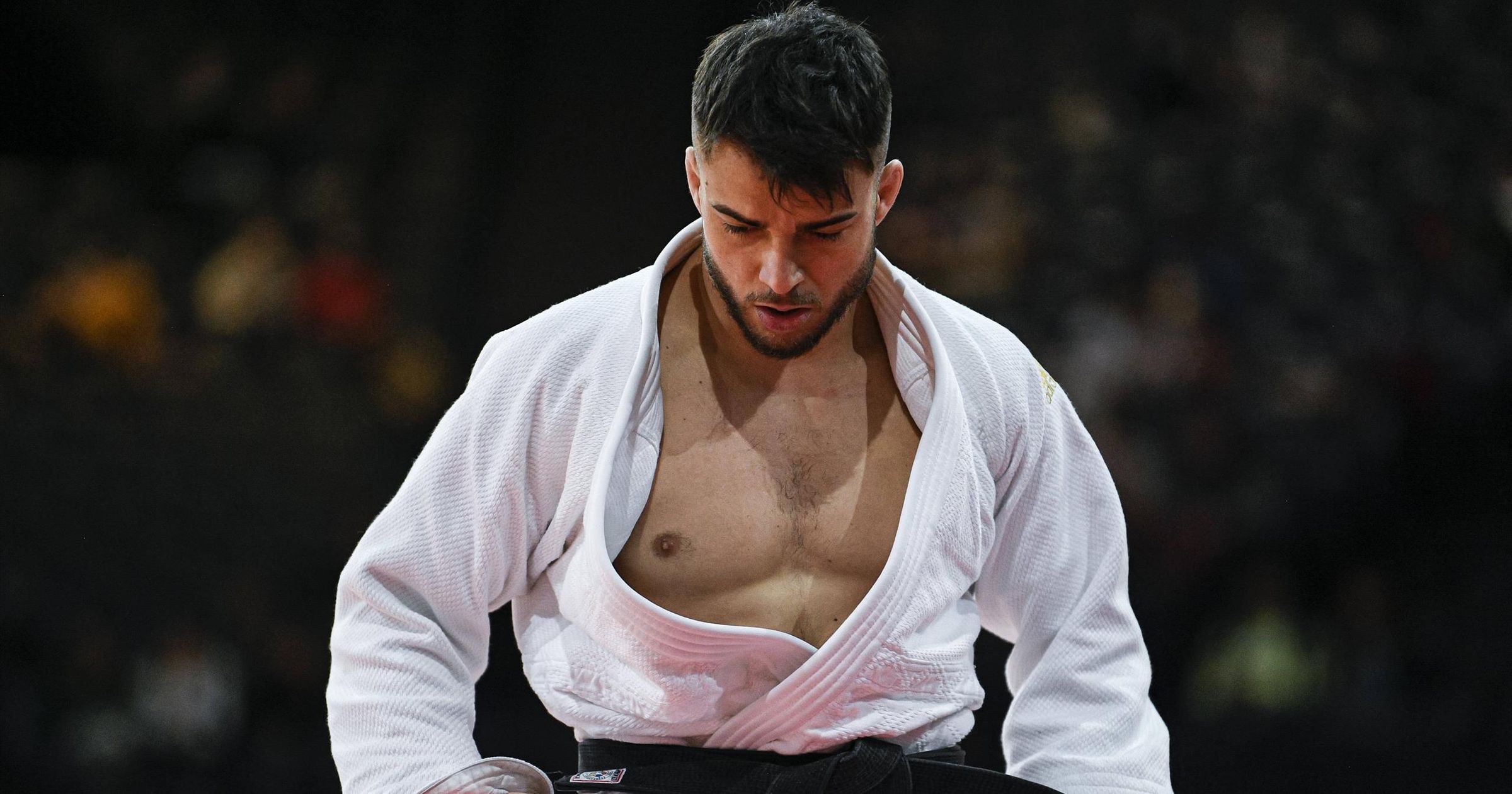 Fabio Basile: "Devo operarmi alle vertebre cervicali, ma il dolore non ...