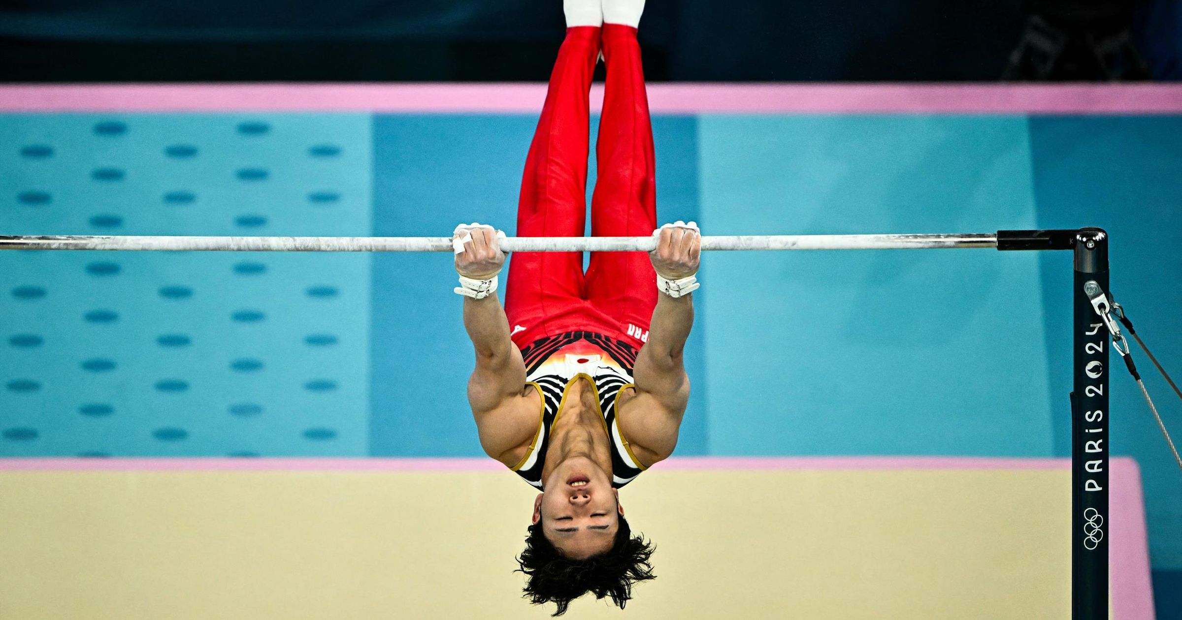 Turnen bei Olympia: Shinnosuke Oka begeistert das Publikum mit einer ...