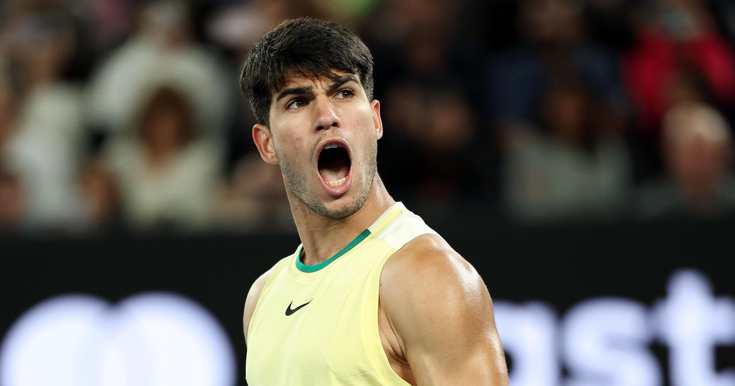 Carlos Alcaraz haut Miomir Kecmanovic im Achtelfinale eine kraftvolle ...
