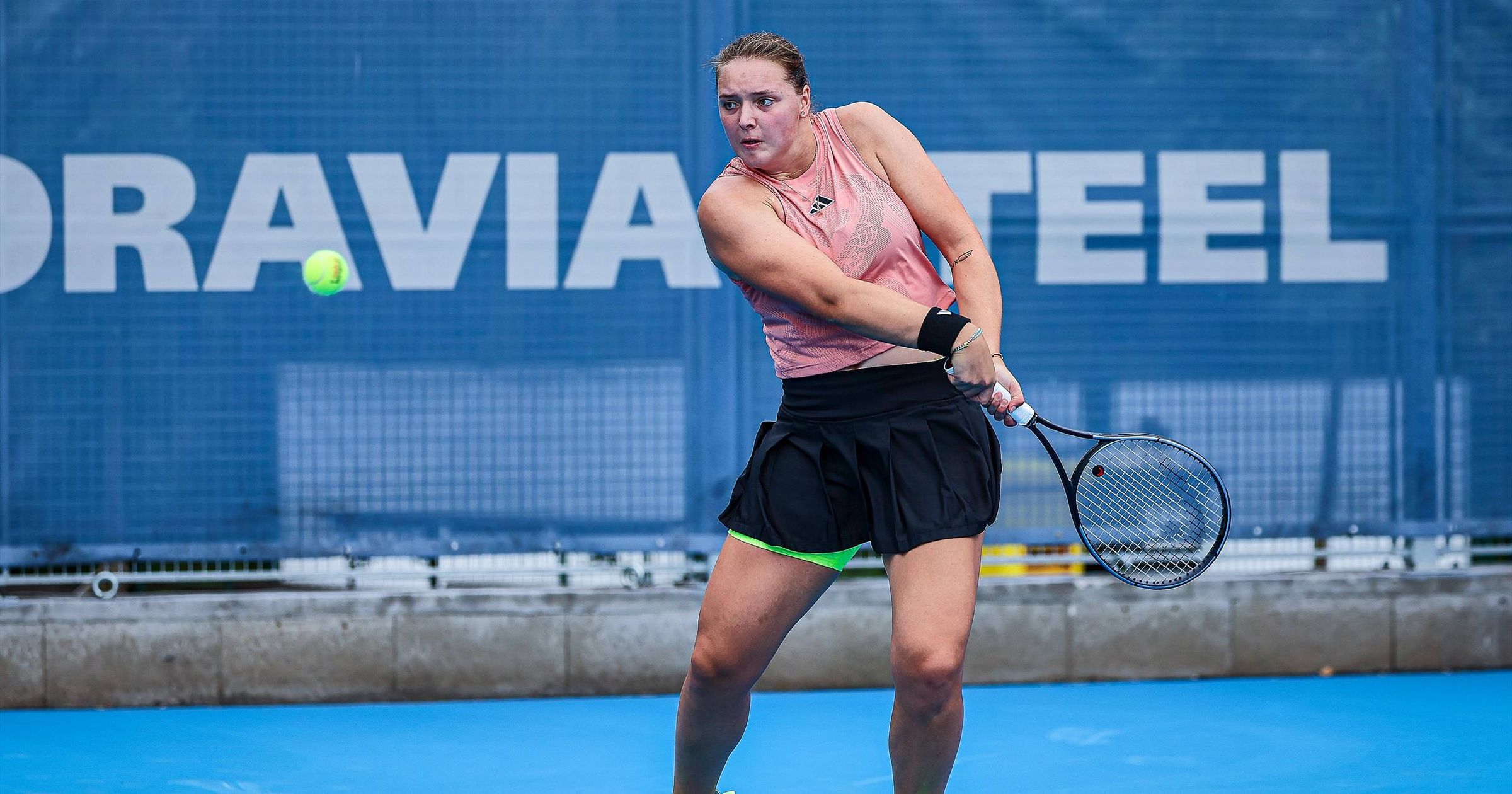 WTA Prag: Jule Niemeier muss gegen Kateryna Baindl aufgeben - Deutsche ...