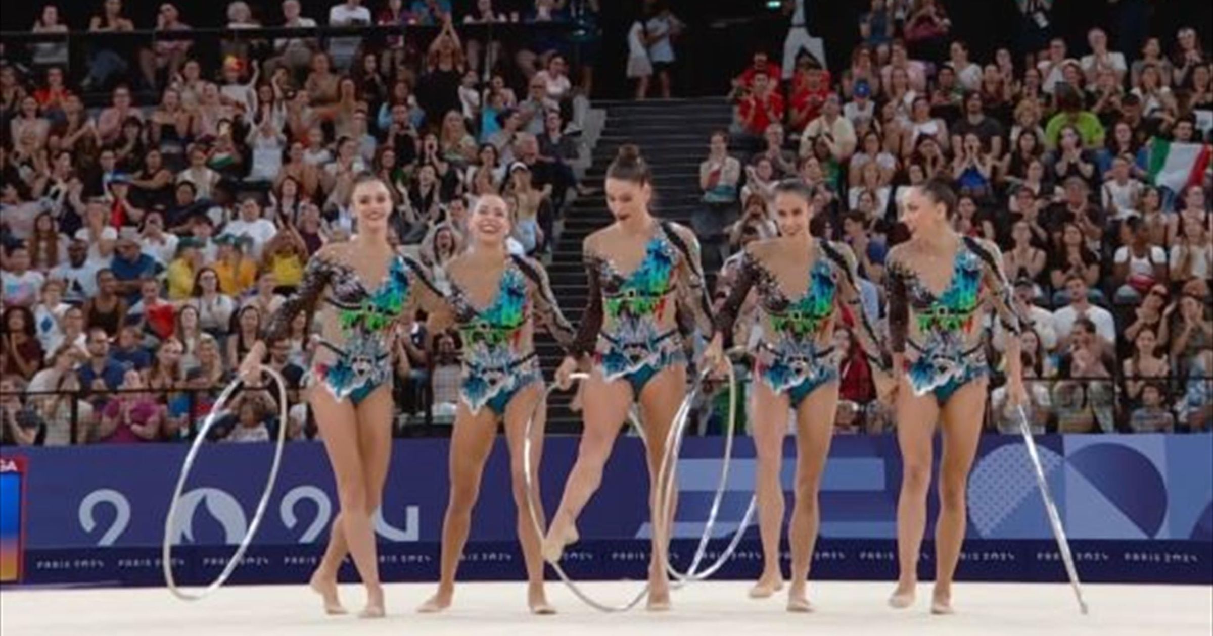 Olympia 2024 - Rhythmische Sportgymnastik: Team Italien begeistert mit ...