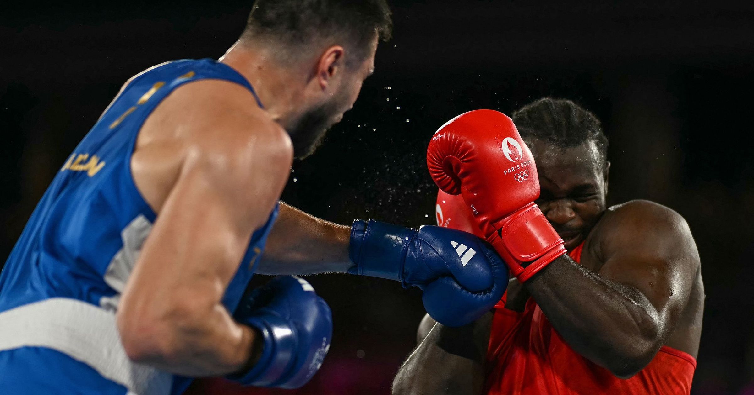 Olympia 2024 - Boxen: Nelvie Tiafack verliert im Superschwergewicht ...