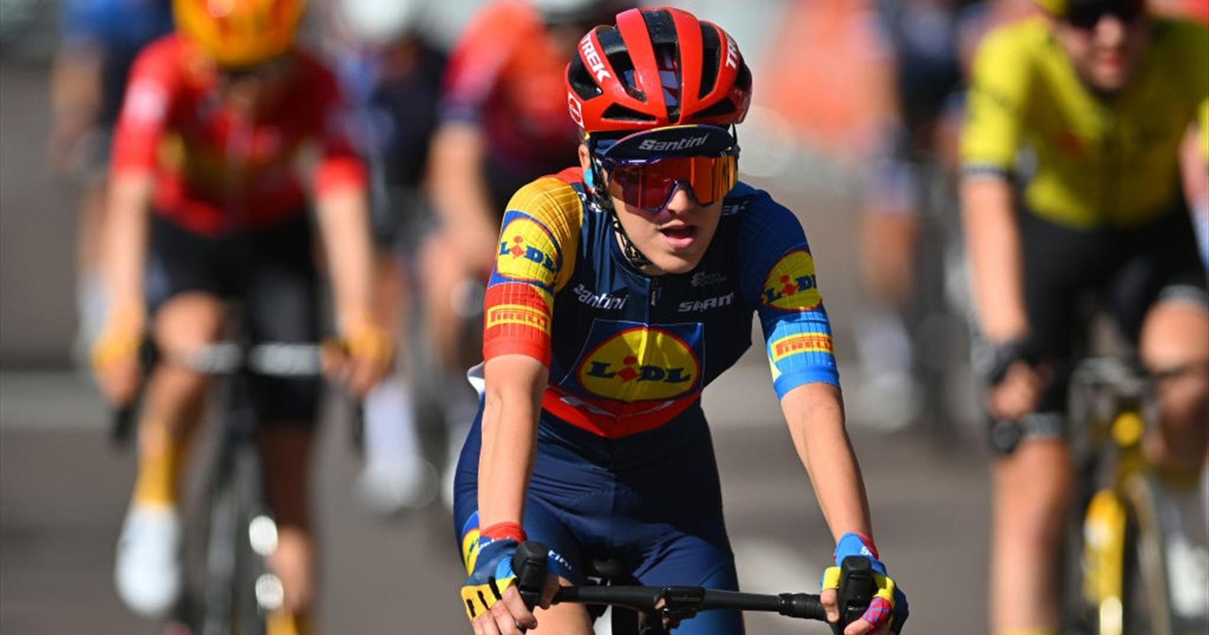 Flèche Wallonne Dames - Une plume sur le Mur : Gaia Realini (Lidl-Trek ...