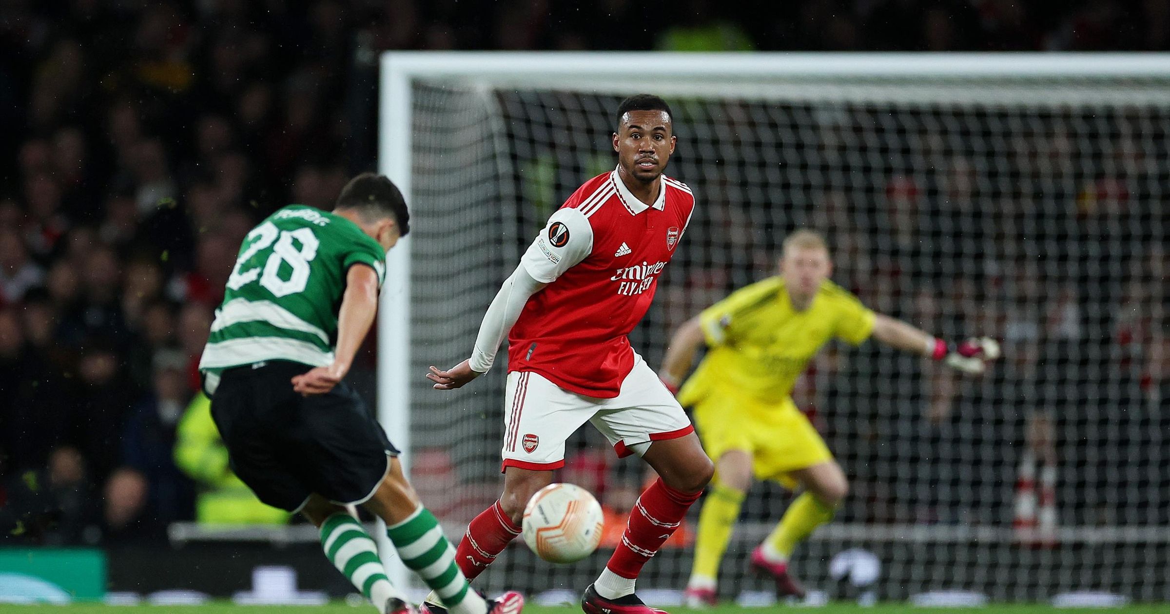 Europa League - Sporting Lissabons Pedro Goncalves trifft vom ...