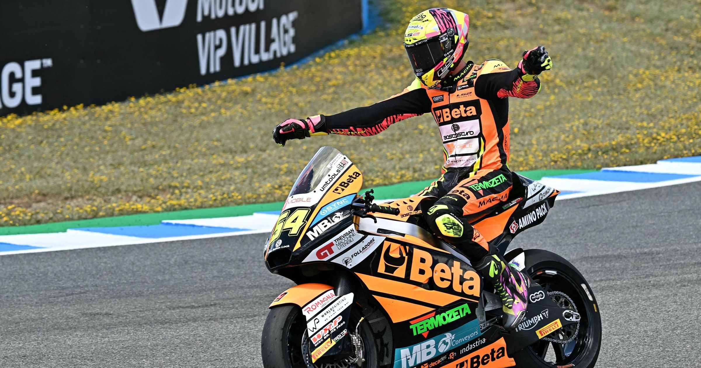 Moto2 GP d'Australia 2024, gara: Aldeguer batte Canet all'ultimo giro. 8° Arbolino, Ogura ...