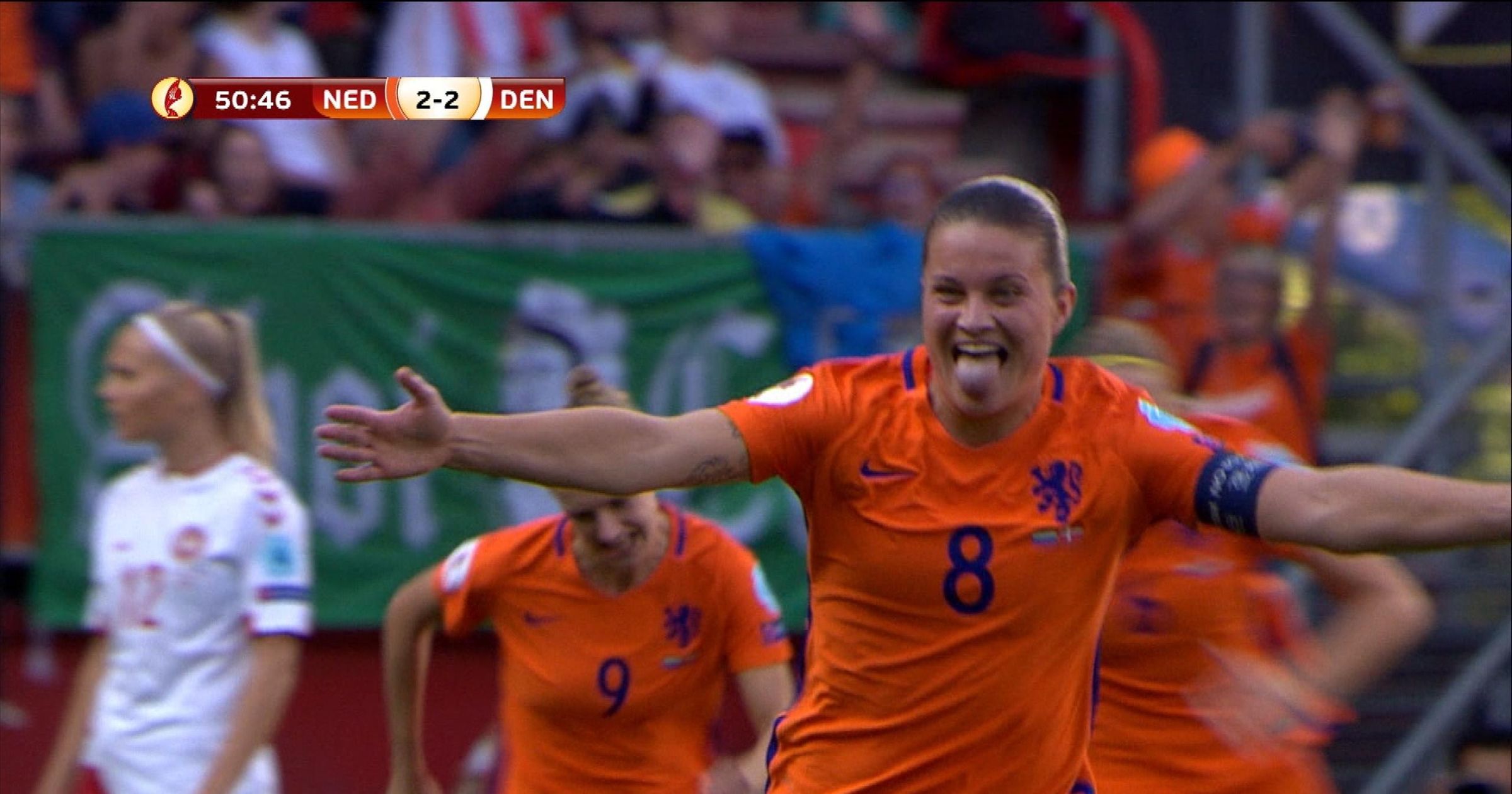 Spitse free-kick gives Netherlands the lead - Football video - Eurosport