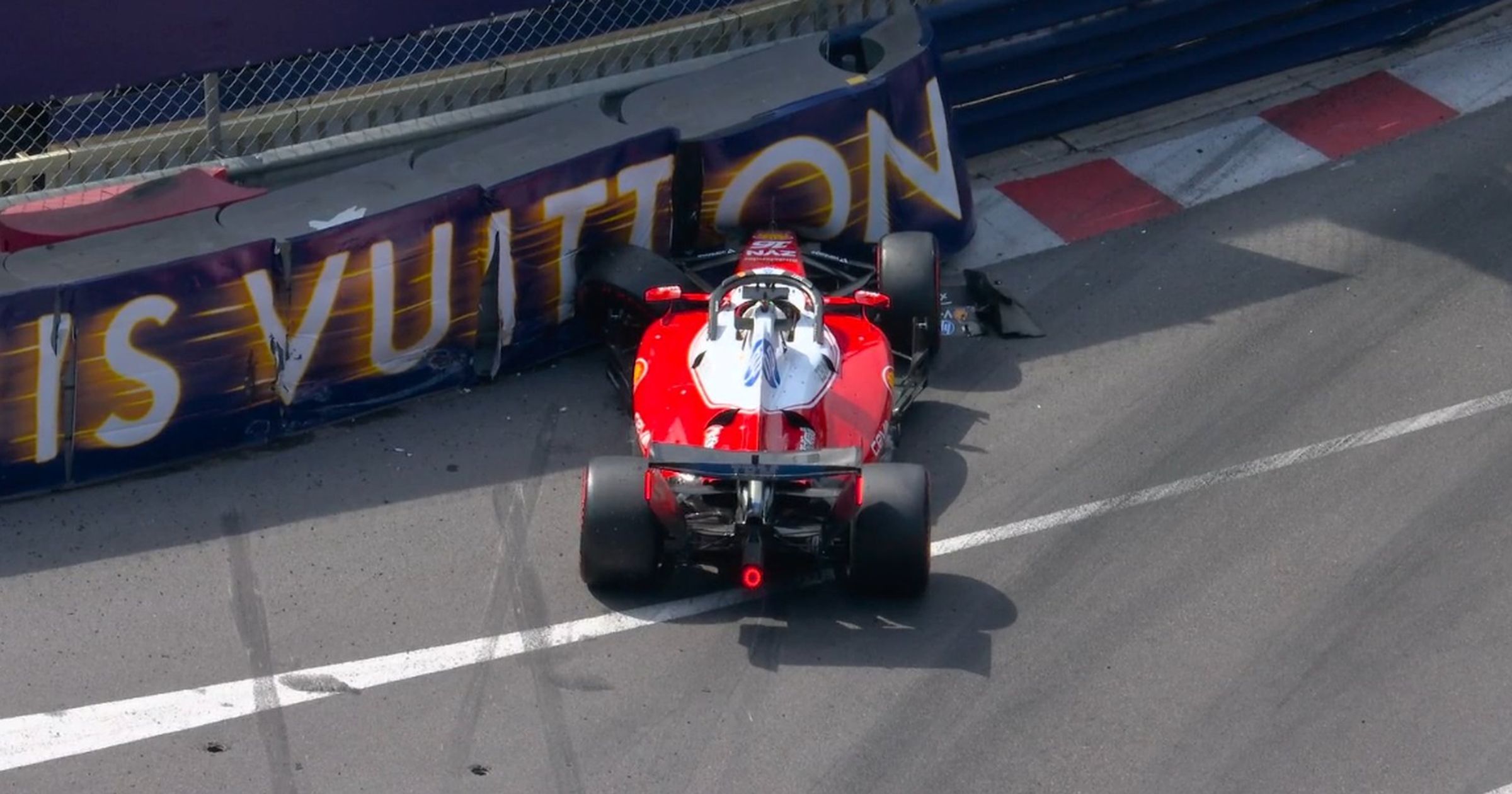 Charles Leclerc furioso, finisce a muro dopo la safety-car: "Questa ...