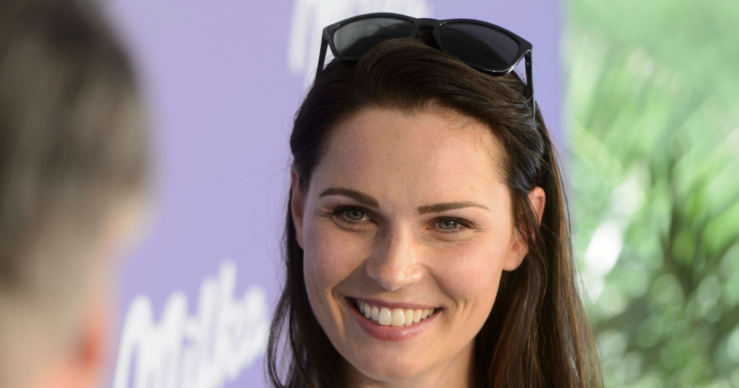 Anna Veith kehrt in neuer Rolle in den Ski-Zirkus zurück ...