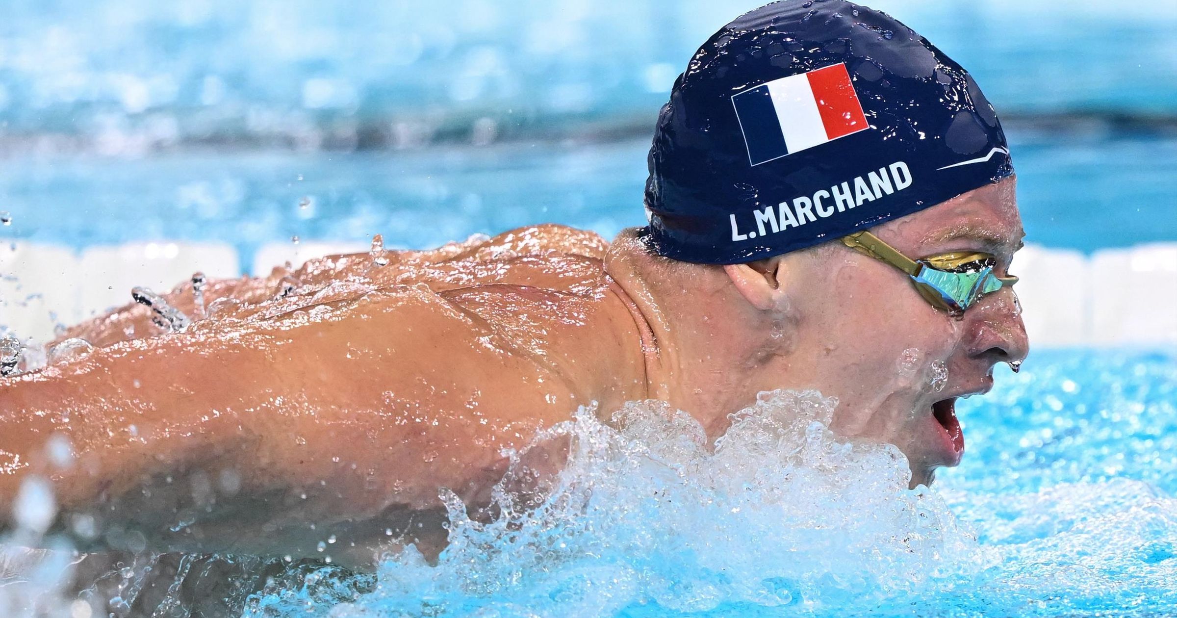 Léon Marchand szenzációs olimpiai csúcsot úszott 400 vegyesen az ...