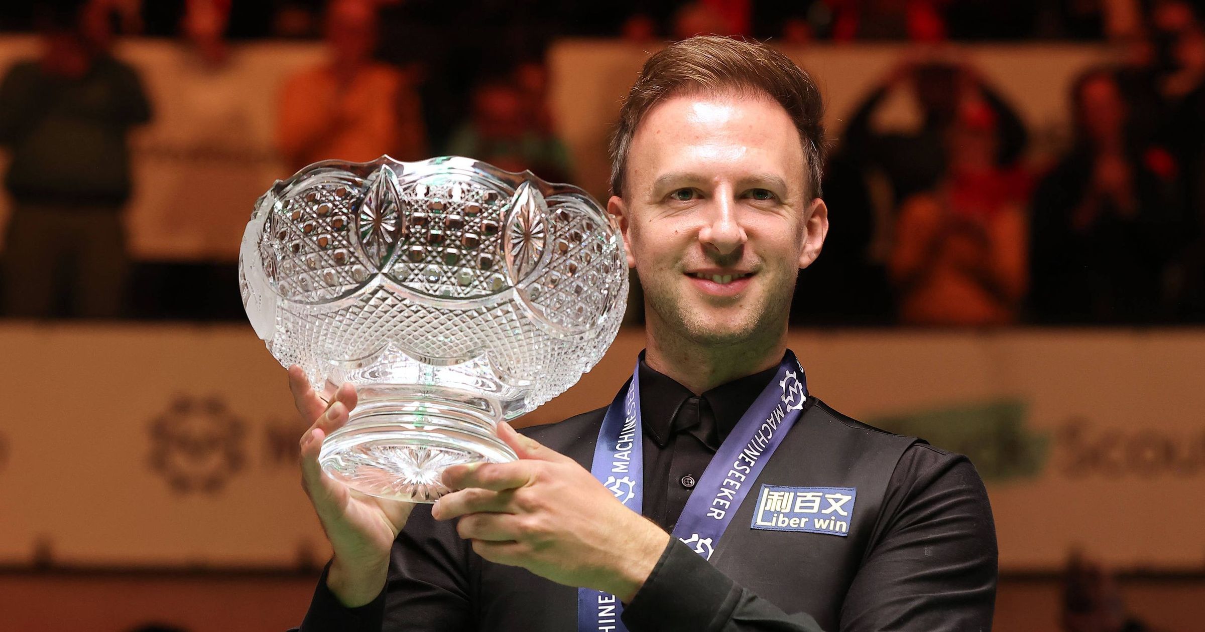 German Masters: Judd Trump schlägt Shaun Murphy im Finale - Engländer ...
