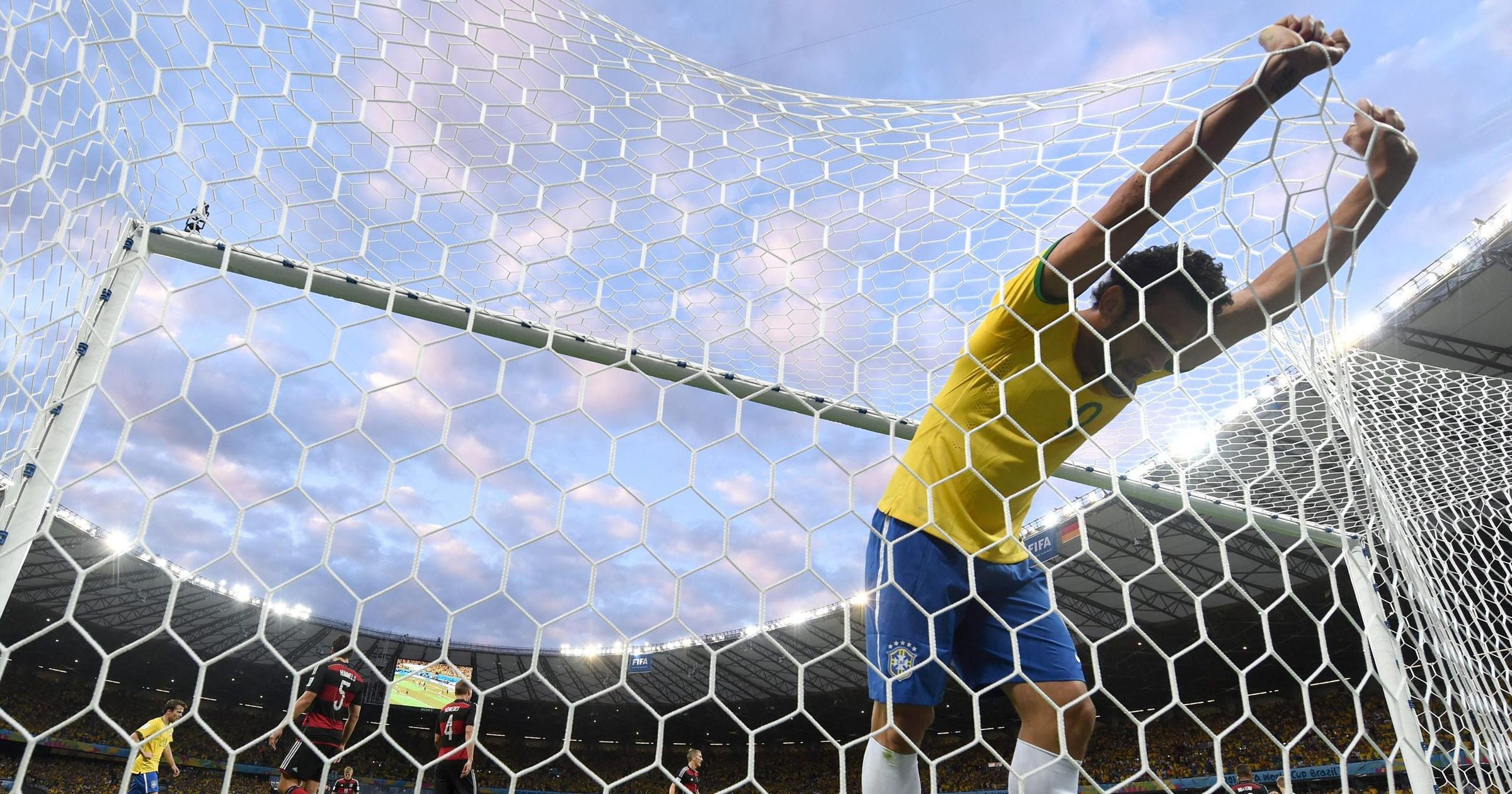 Brasil y Fred pagan la ausencia de un sucesor de Ronaldo - Eurosport