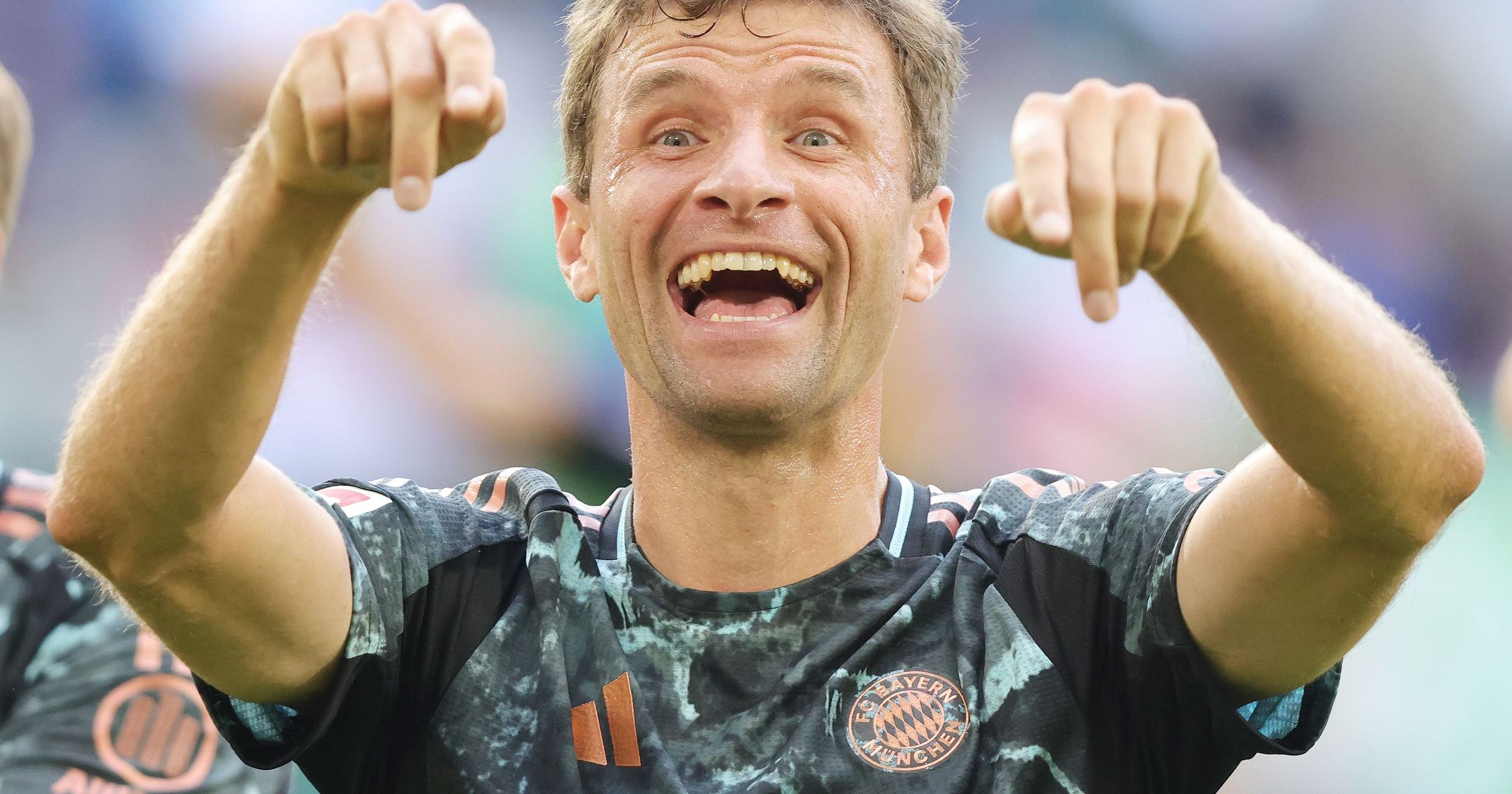 FC Bayern München verändert sein Vereinswappen - Änderung still und ...