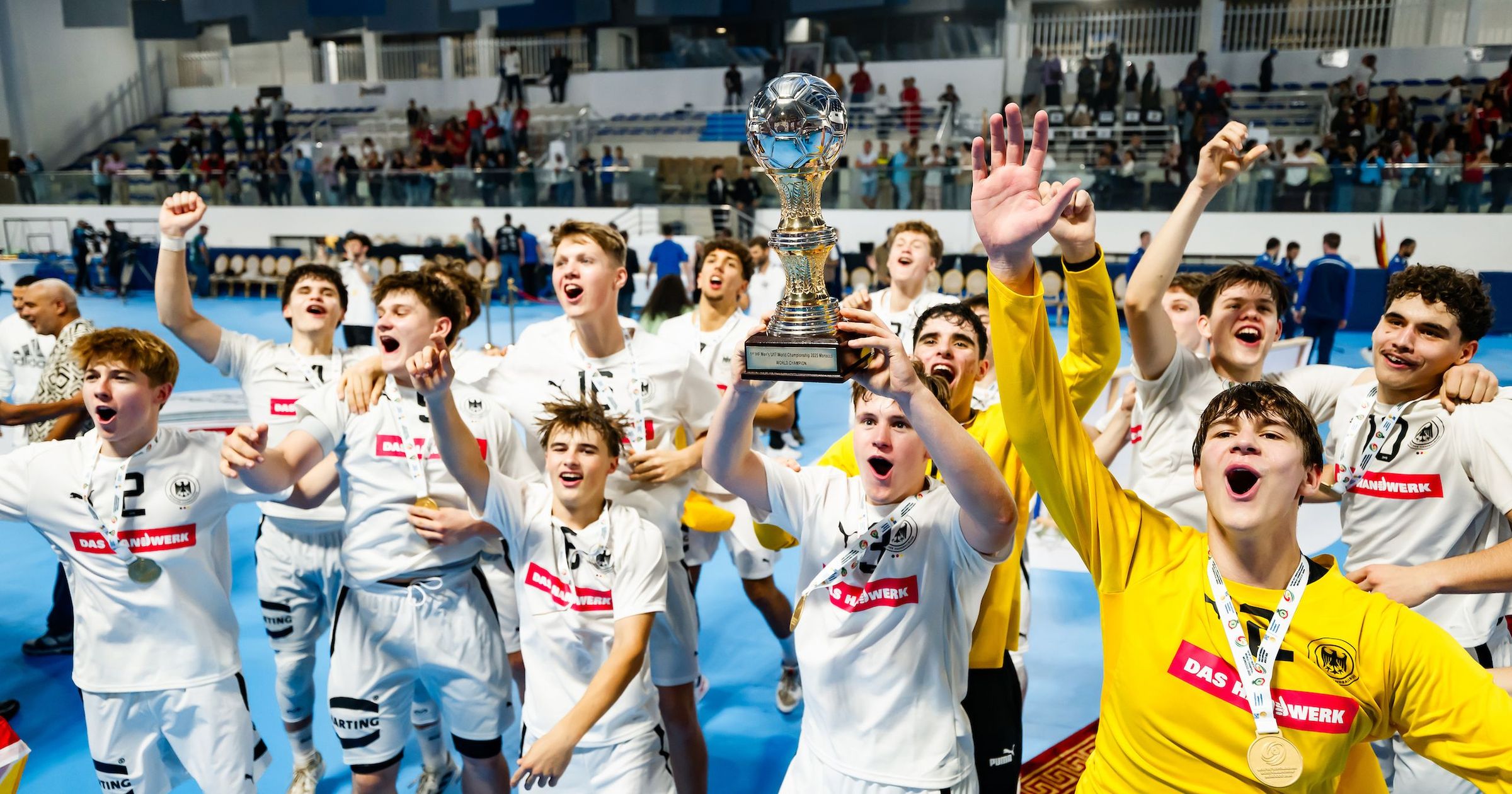 U17-WM: Deutschland krönt sich in dramatischem Finale gegen Ägypten zum ...