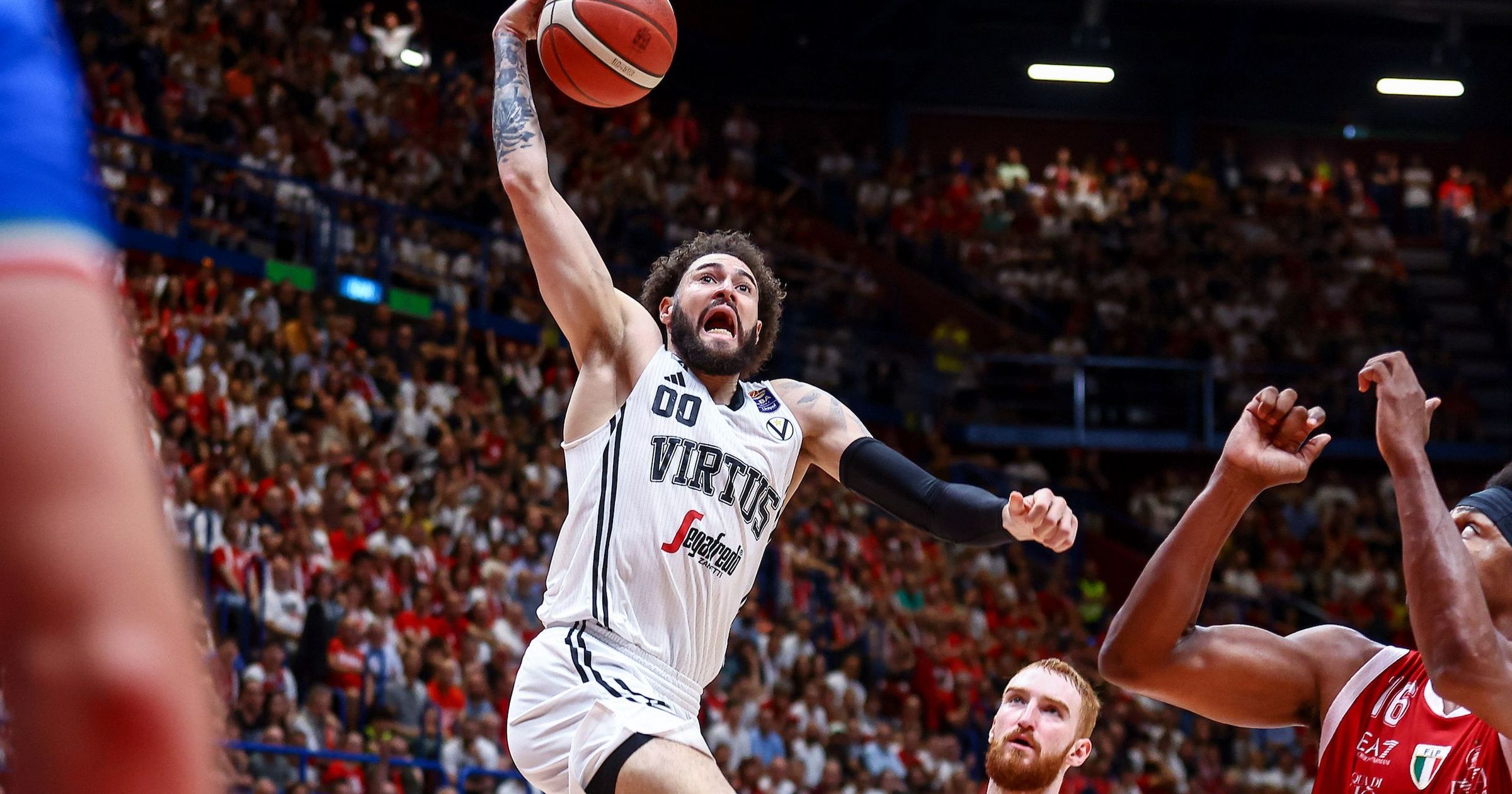 Virtus Bologna, mercato: addio ufficiale a Isaia Cordinier, si apre una ...