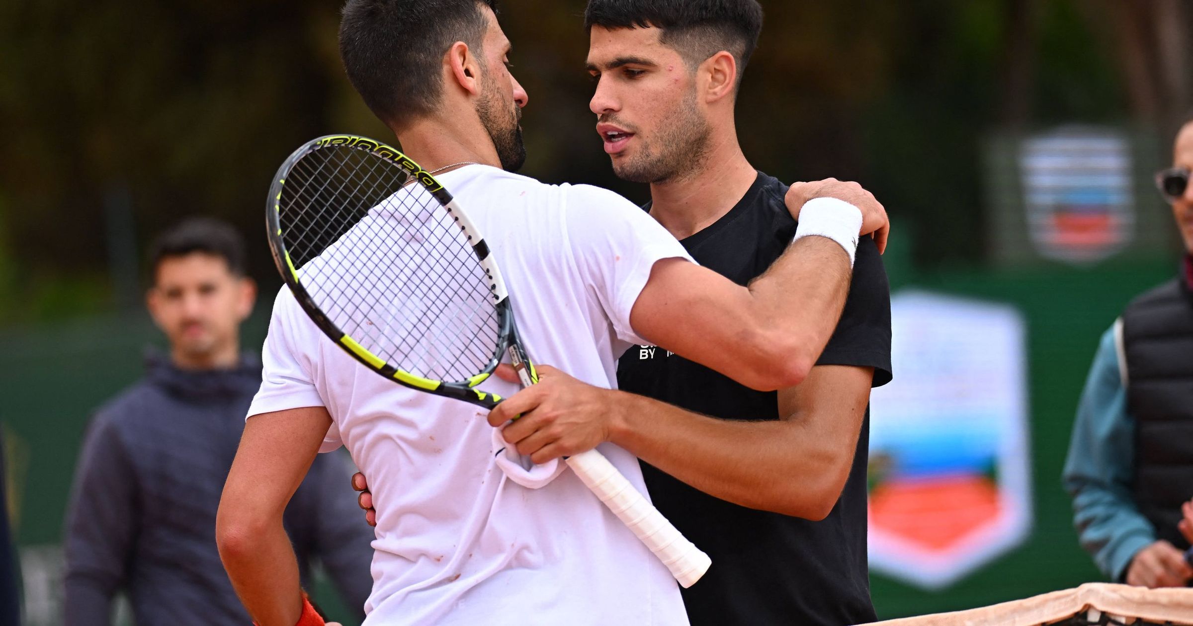 Mania pentru Carlos Alcaraz poate "juca" în favoarea lui Novak Djokovic ...