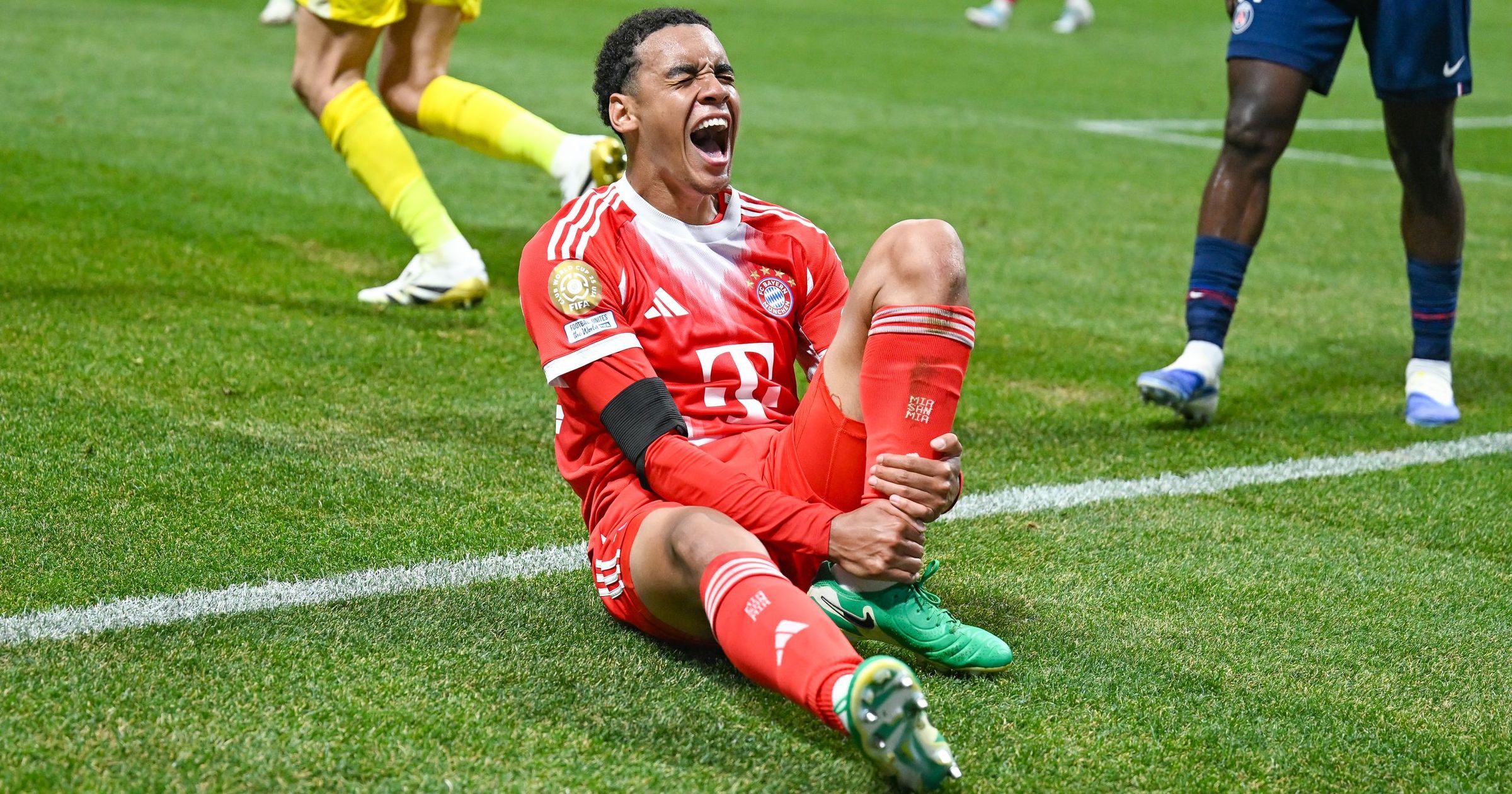 FC Bayern gibt Diagnose bei Jamal Musiala bekannt: FCB-Star zieht sich ...