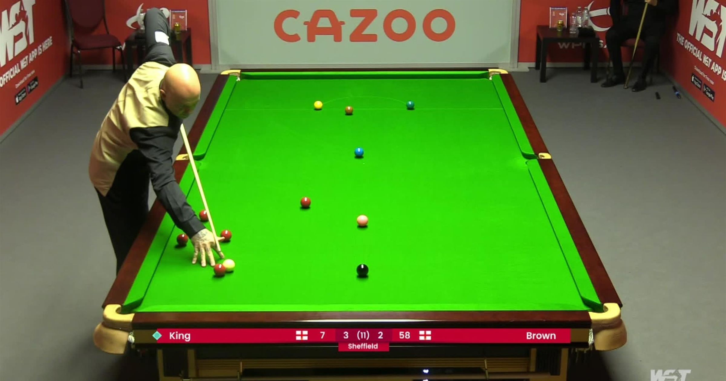 'How’s that a foul?!' - Mark King and Oliver Brown in disbelief at push ...