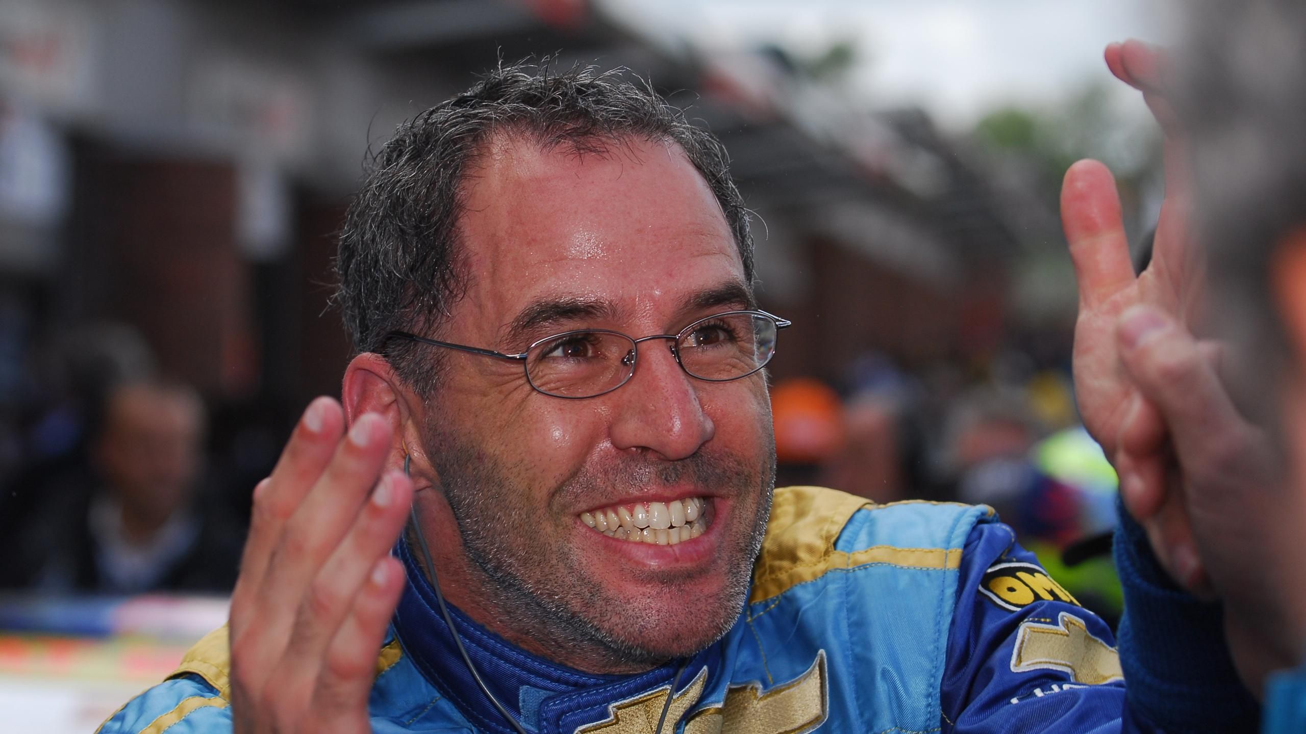 Alain on the Thruxton menu - Eurosport