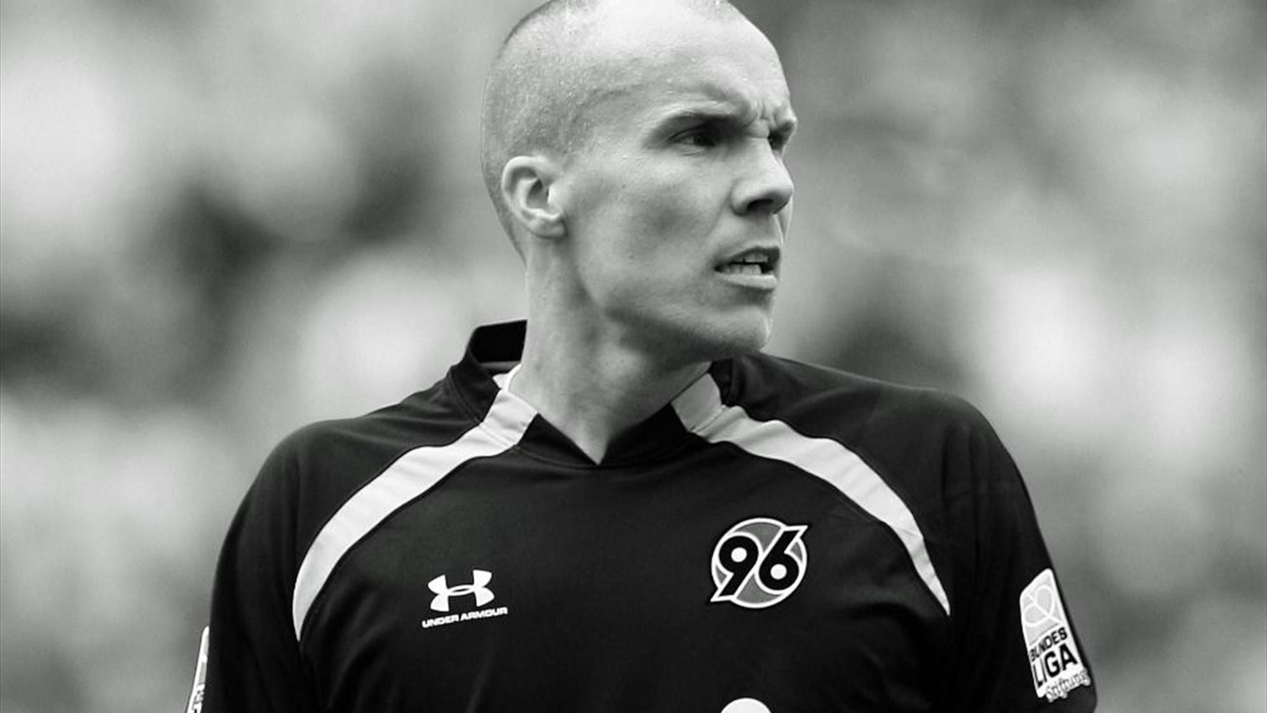 10. November 2009 - Kein Tag wie jeder andere: Der Tod von Robert Enke ...