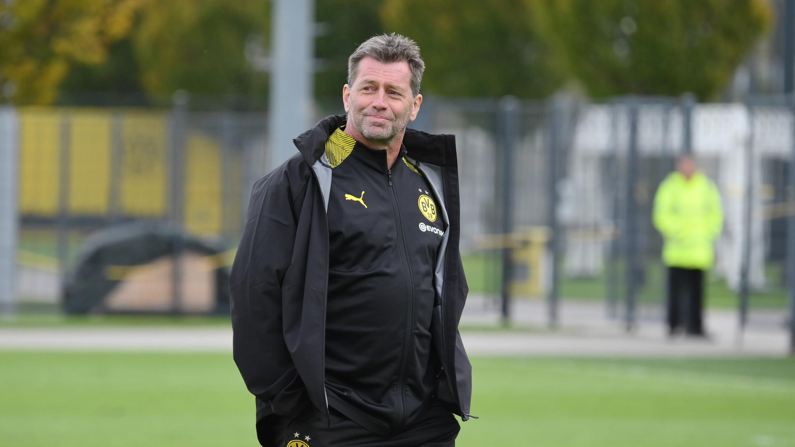BVB: Michael Skibbe wird neuer U23-Trainer - Eurosport