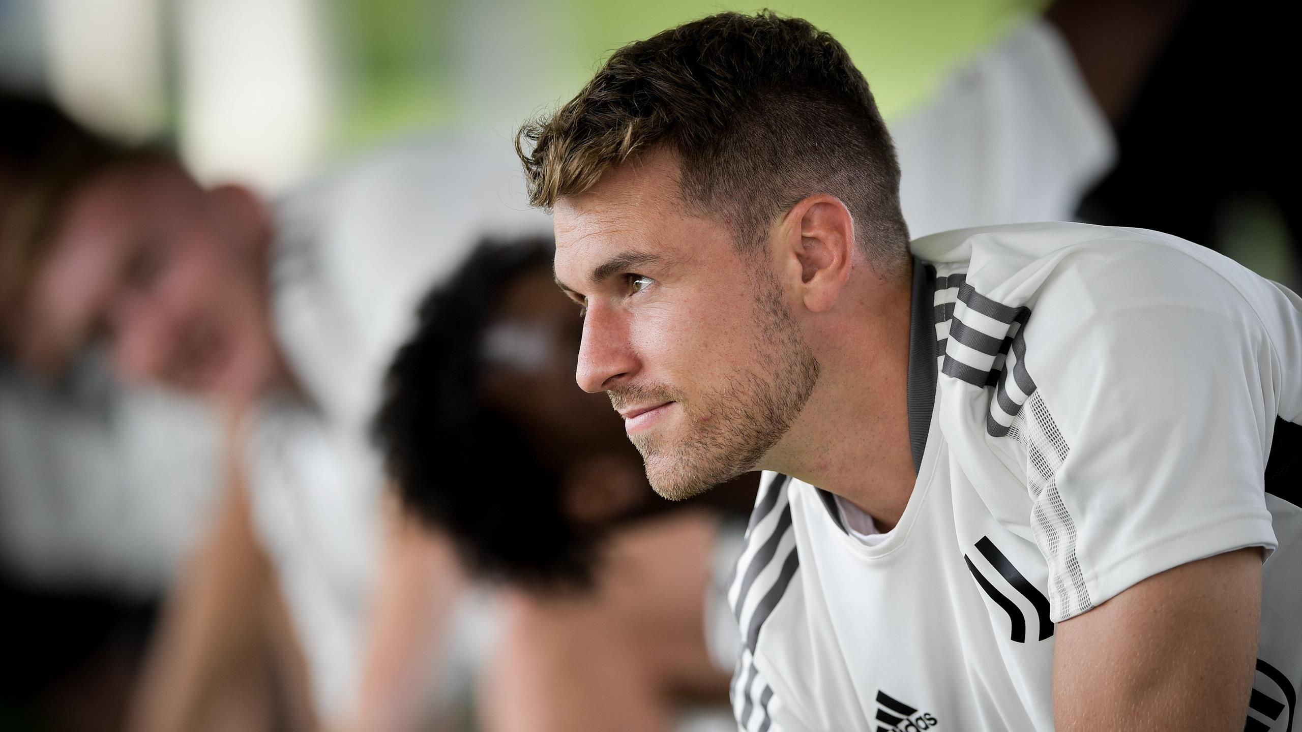 Juventus, nuovo infortunio muscolare per Aaron Ramsey: lesione all ...