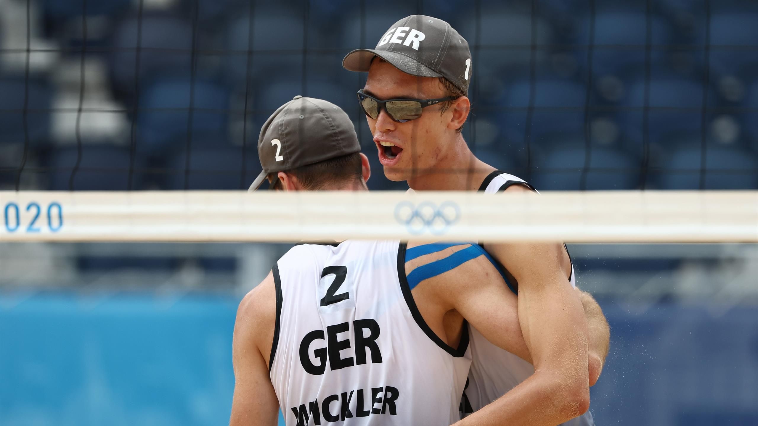 Olympia 2021: Julius Thole und Clemens Wickler gewinnen Beachvolleyball ...