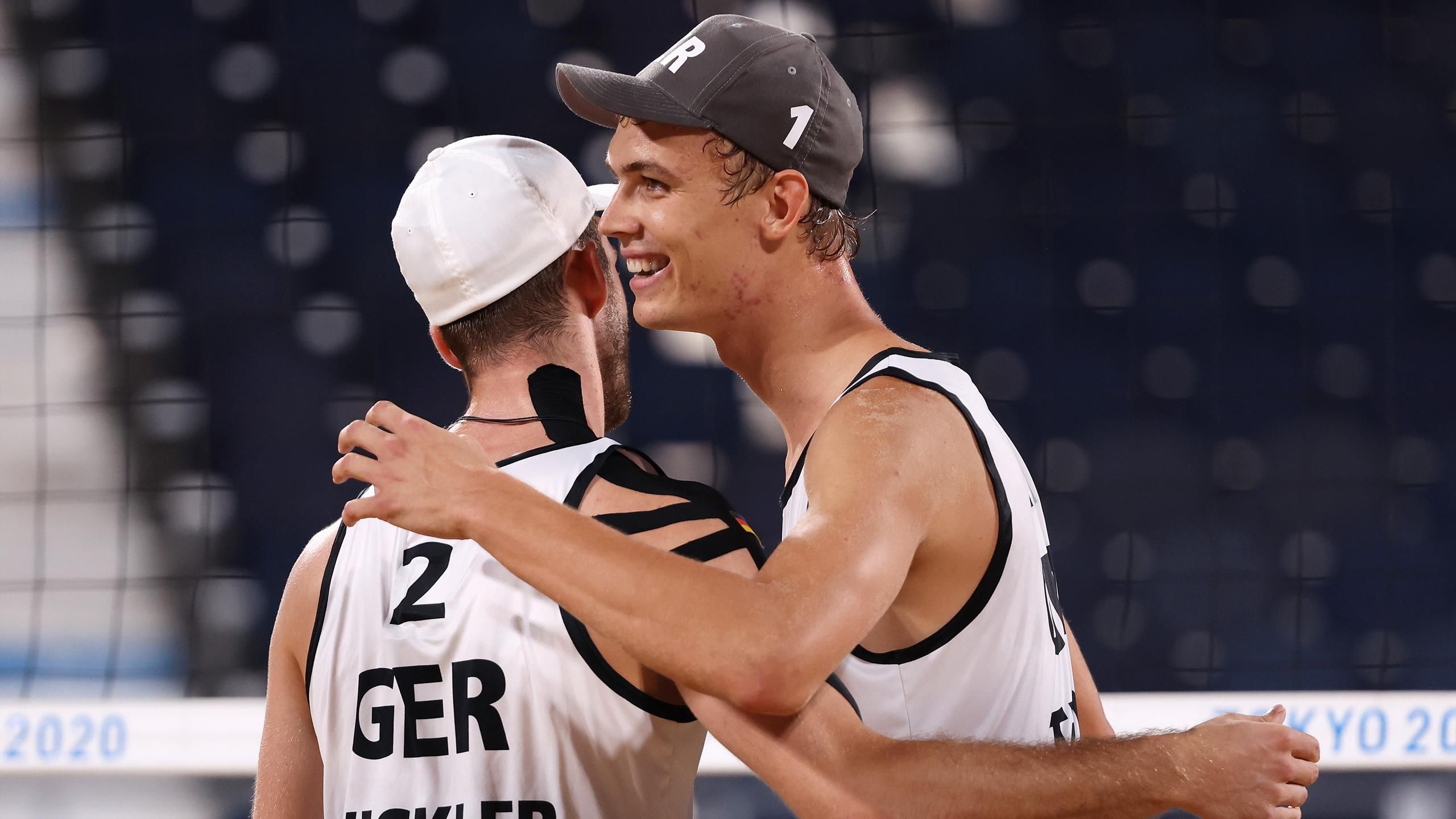 Olympia 2021: Beachvolleyballer Julius Thole und Clemens Wickler ...