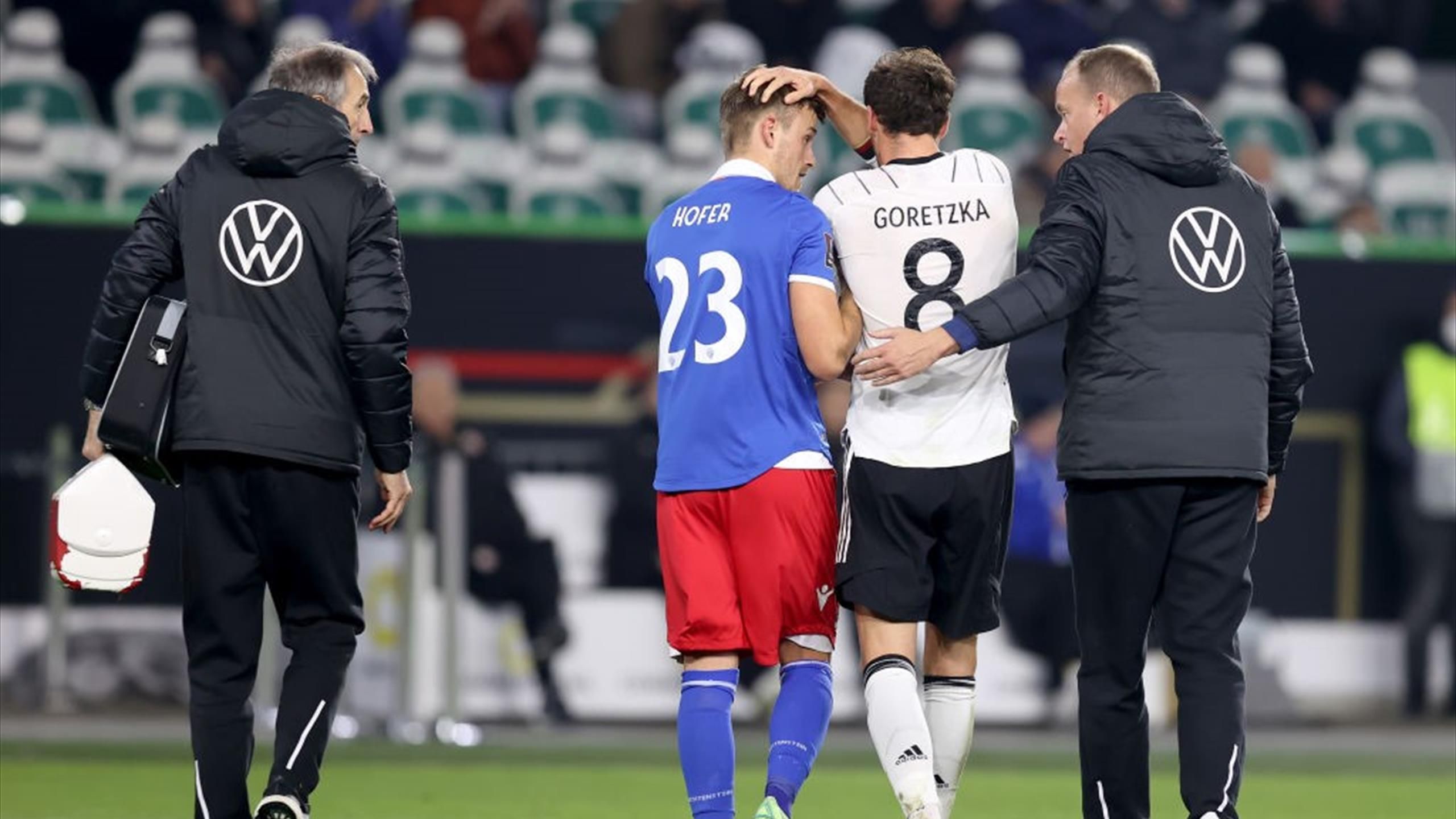Brutales Foul an Leon Goretzka: Liechtensteins Jens Hofer zeigt tolle ...