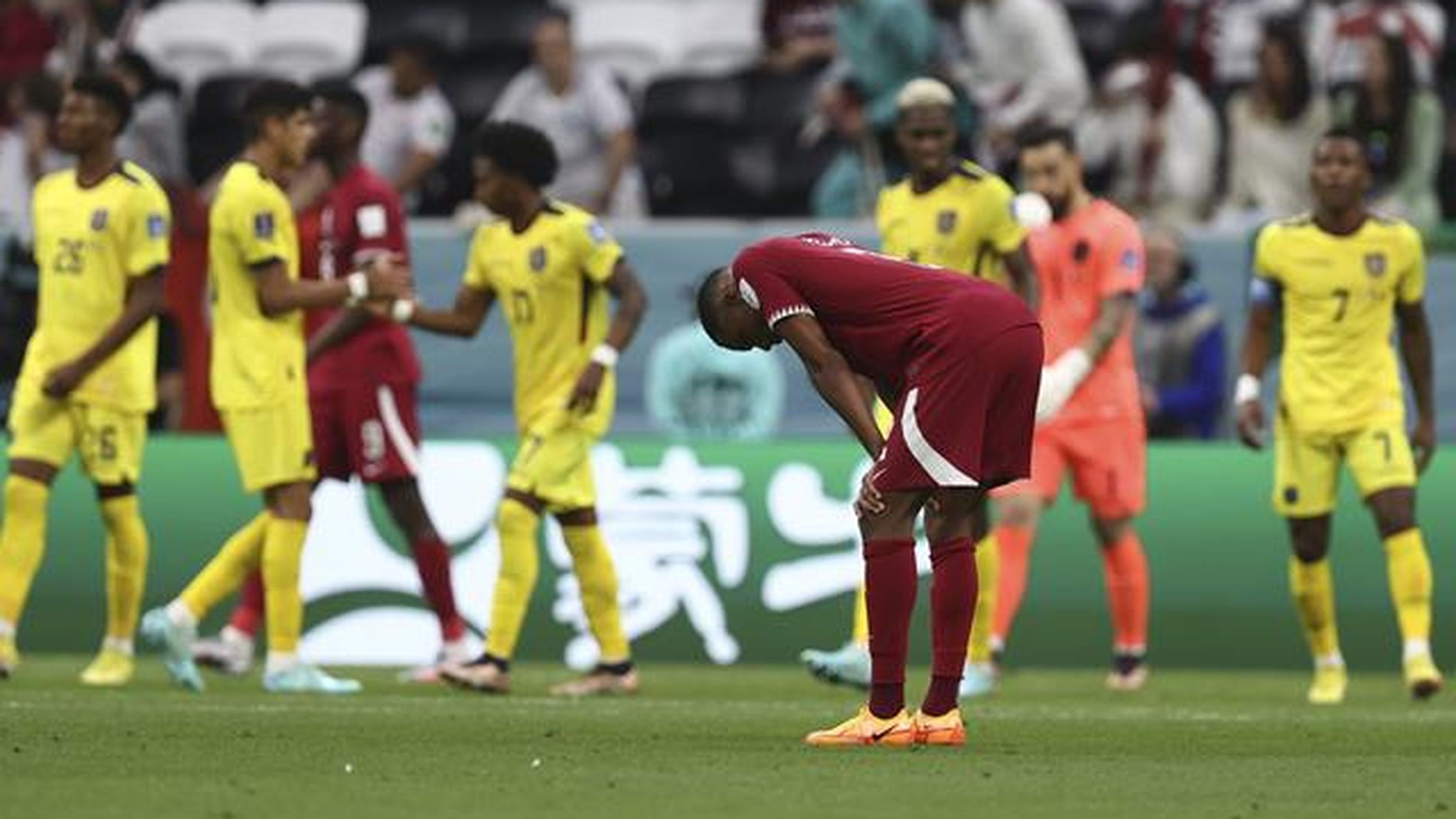Coupe du monde | Qatar léthargique, hors-jeu semi-automatisé et 5/5 ...