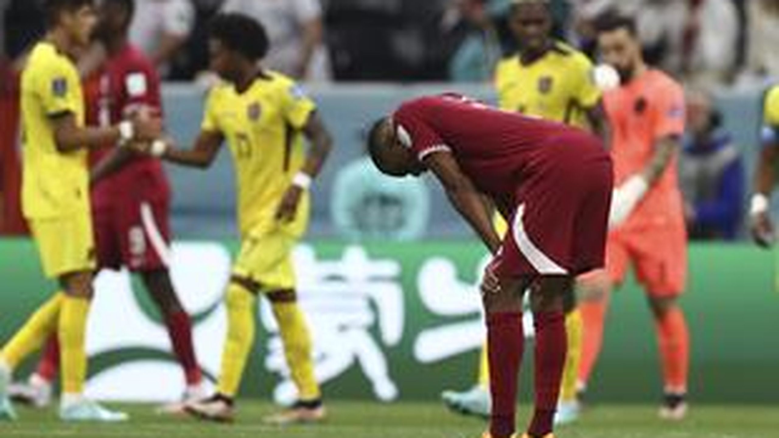 Coupe du monde | Qatar léthargique, hors-jeu semi-automatisé et 5/5 ...