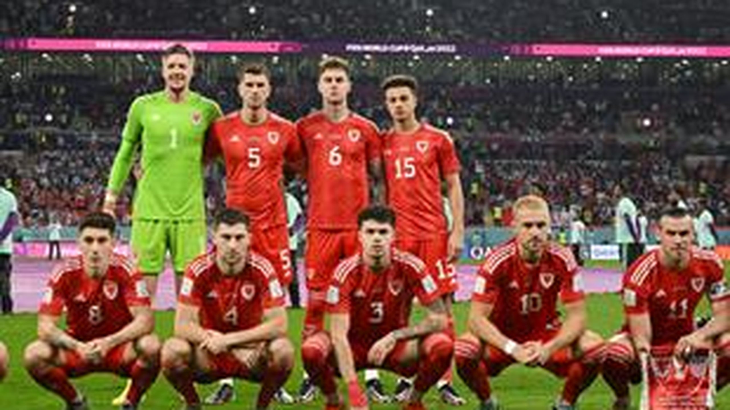 WM 2022: Wales mit komischem Team-Foto beim Spiel gegen die USA - das ...