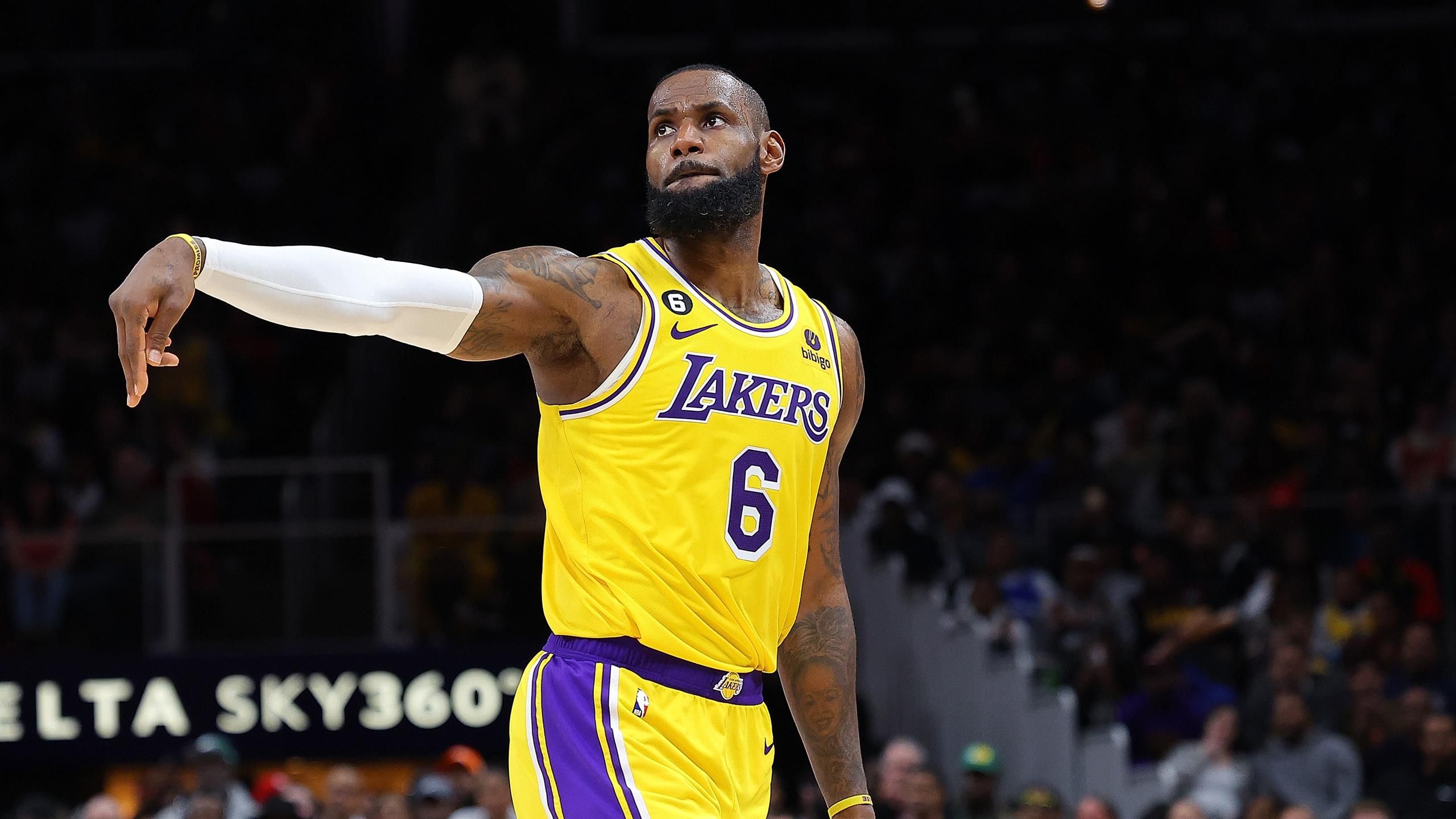 RECORD NBA - LeBron, le roi des scoreurs n’en était pas un - Eurosport