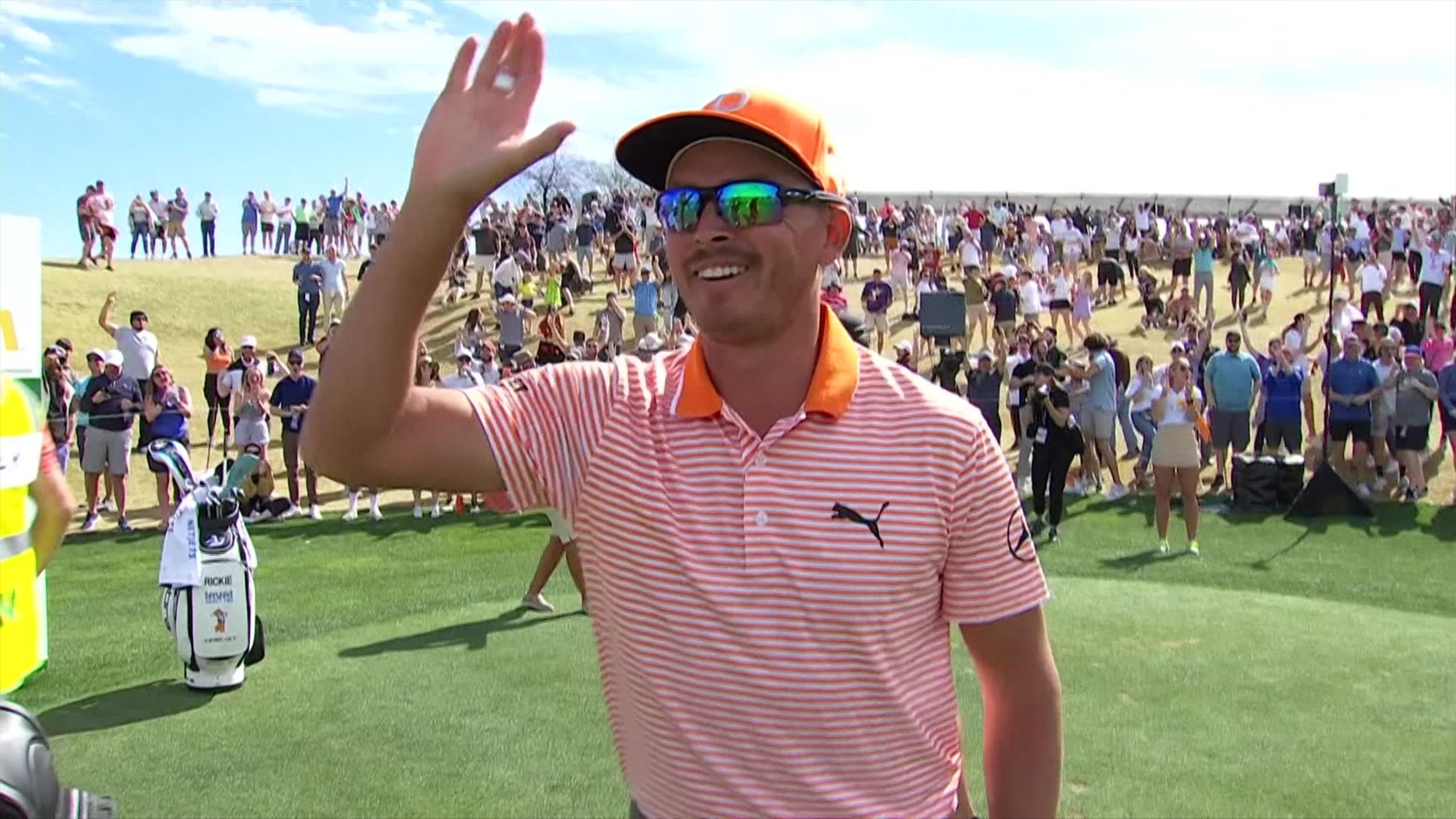 "Che bellezza!" Hole in one di Rickie Fowler alla buca 7 al Waste ...